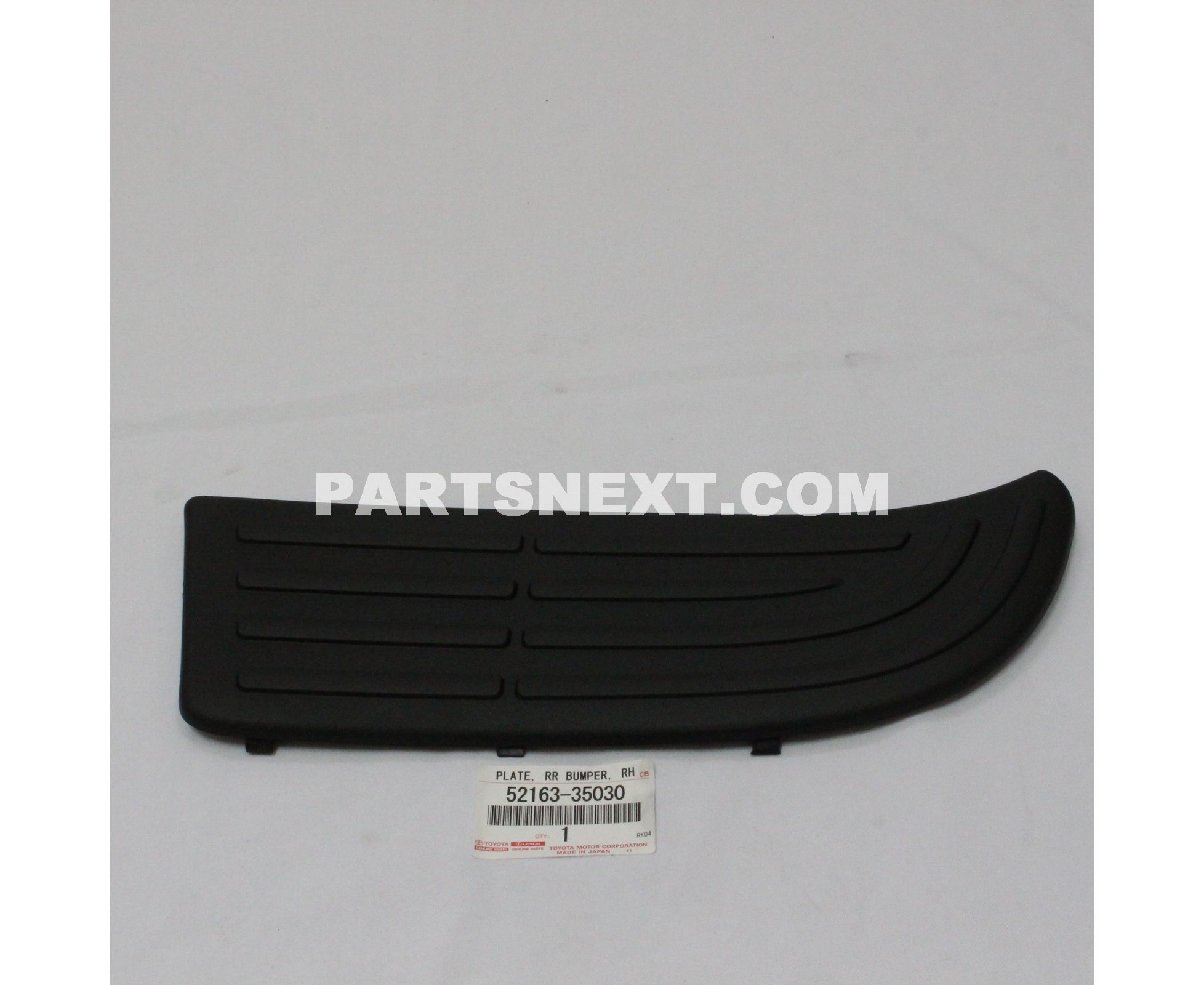 Toyota :: 52163-35030 PLATE, REAR BUMPER, RH