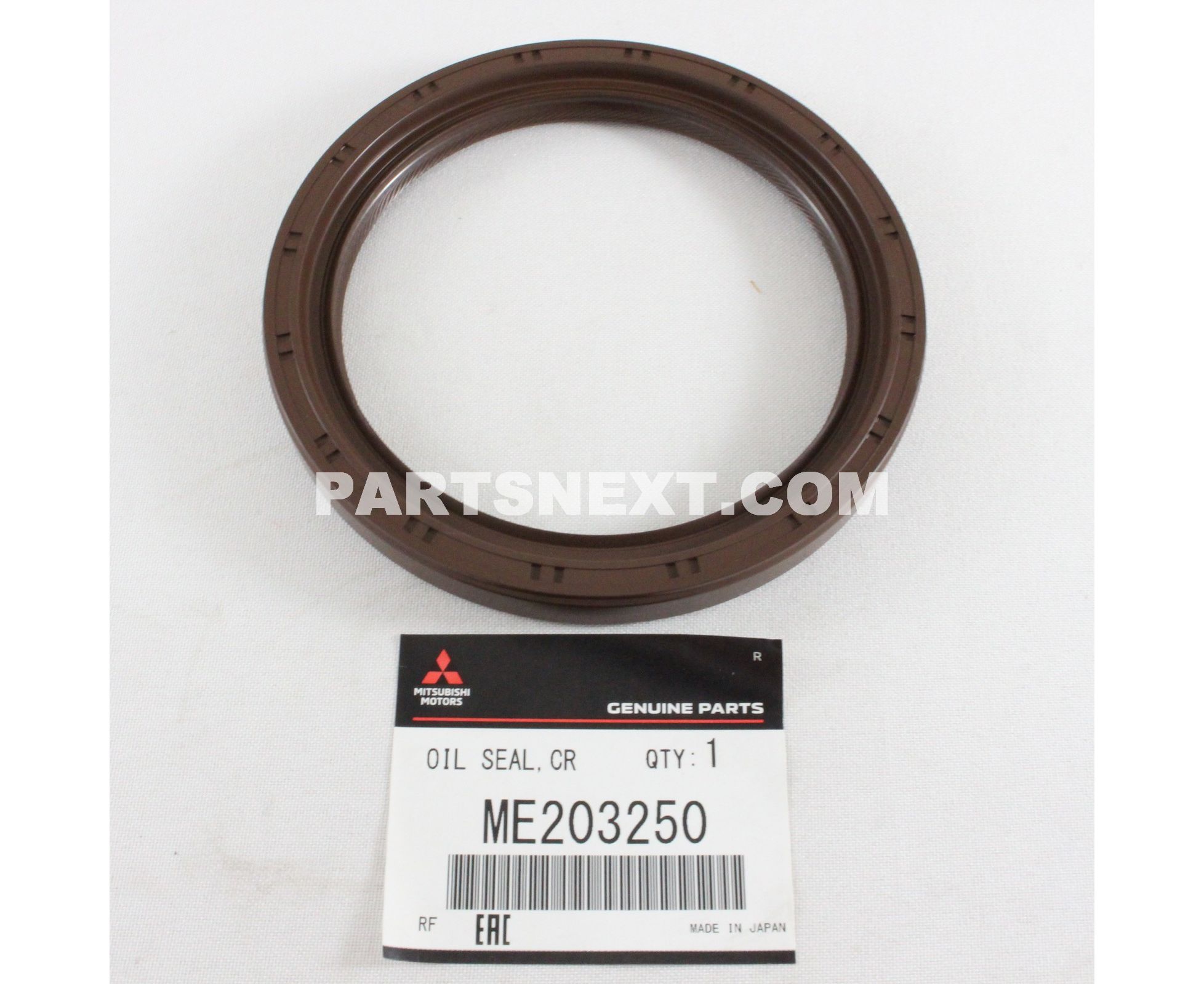 Mitsubishi :: ME203250 OIL SEAL,CRANKSHAFT,RR