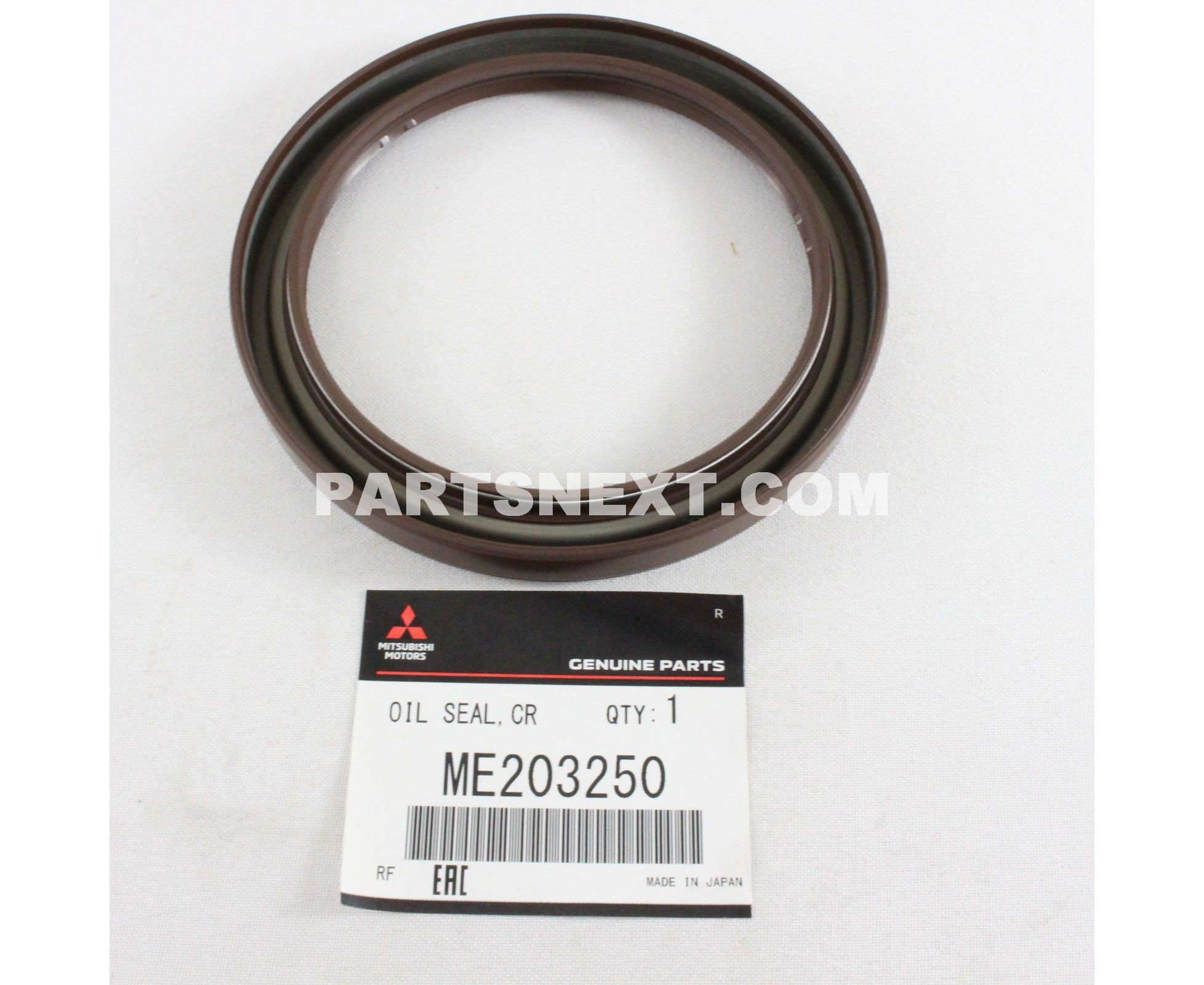 Mitsubishi :: ME203250 OIL SEAL,CRANKSHAFT,RR