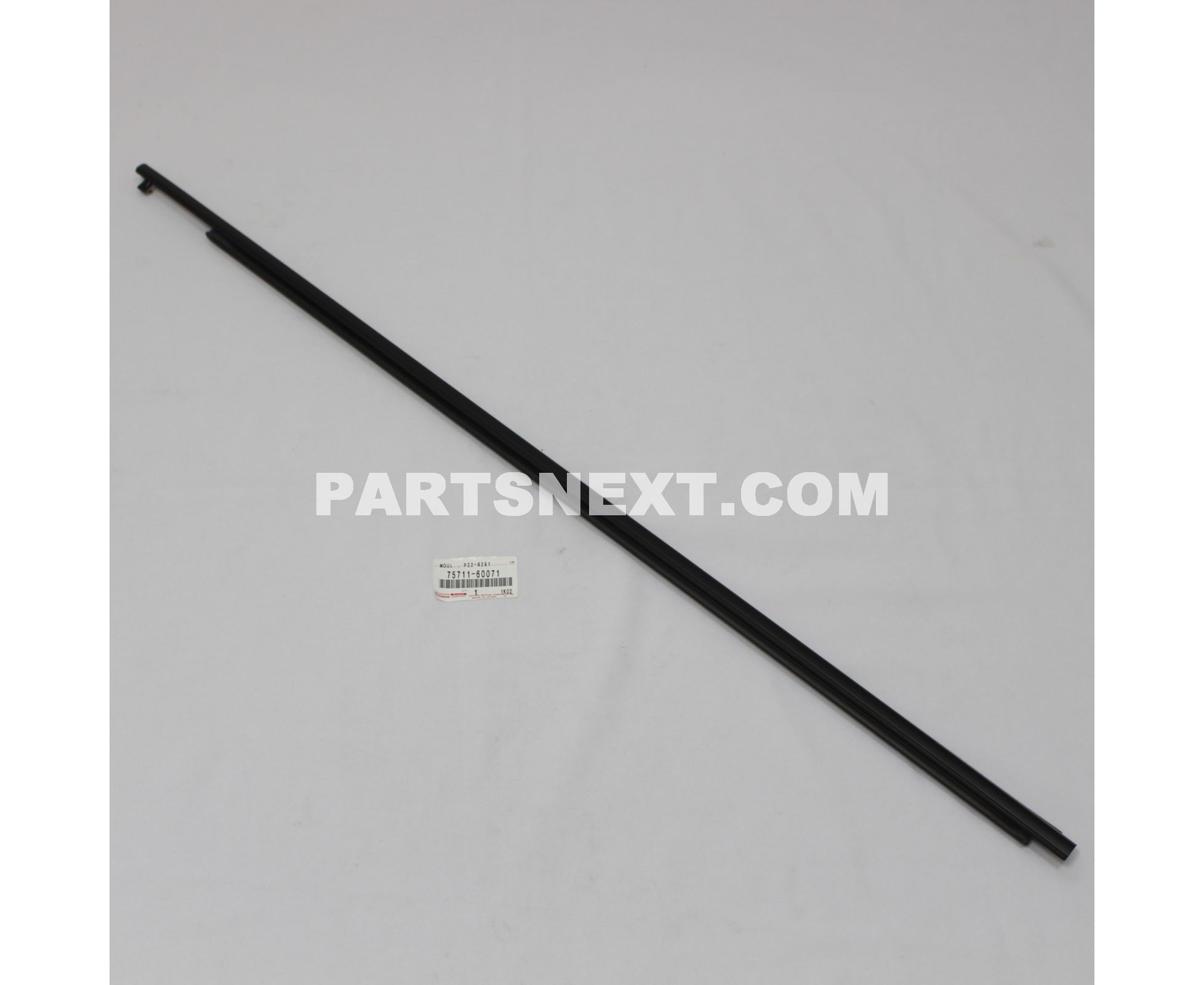 Toyota :: 75711-60071 MOULDING, FRONT DOOR BELT, RH