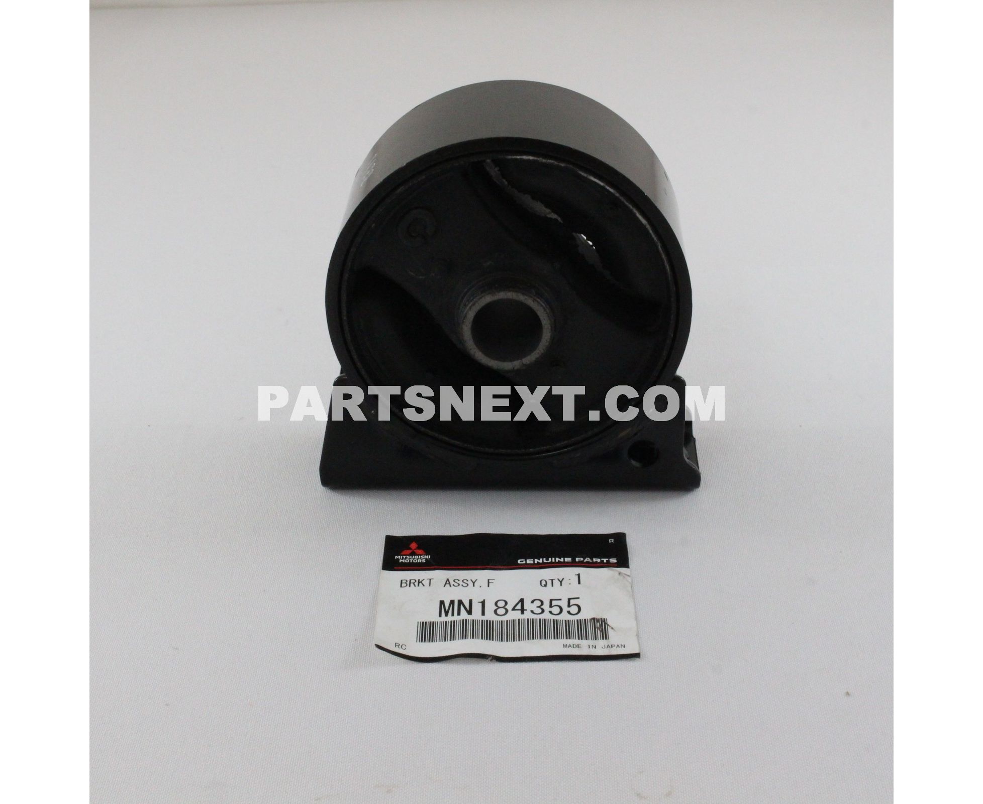Mitsubishi :: MN184355 BRACKET,ROLL STOPPER