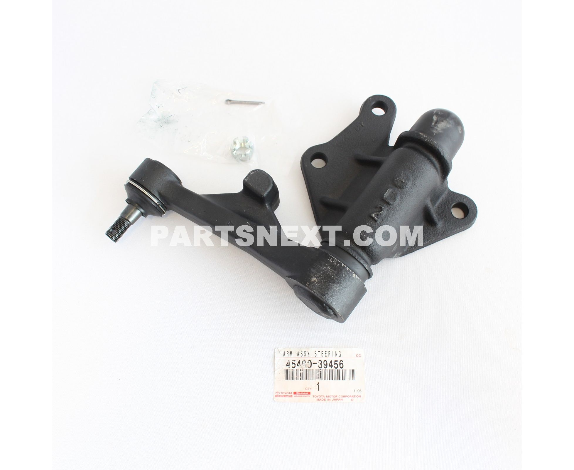 Toyota :: 45490-39456 ARM ASSY, STEERING IDLER