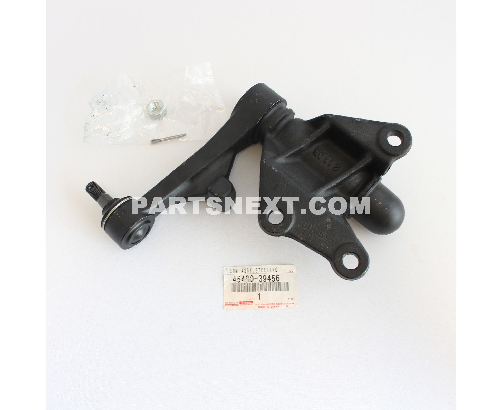 Toyota :: 45490-39456 ARM ASSY, STEERING IDLER