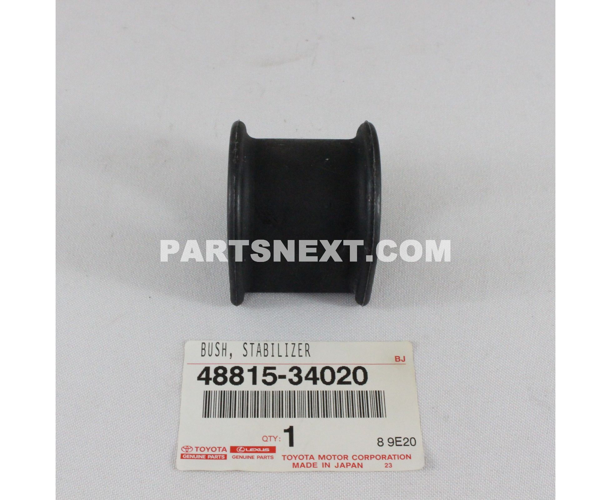 Toyota :: 48815-34020 BUSH, FRONT STABILIZER BAR, NO.1