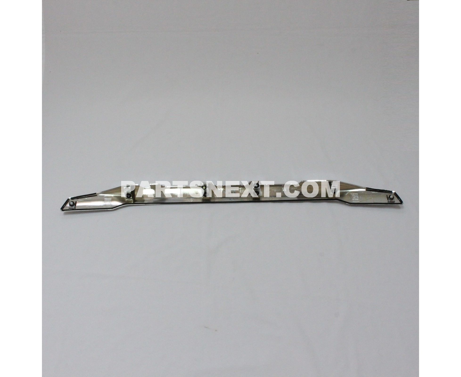 Mitsubishi :: 5817A262 GARNISH,TAILGATE