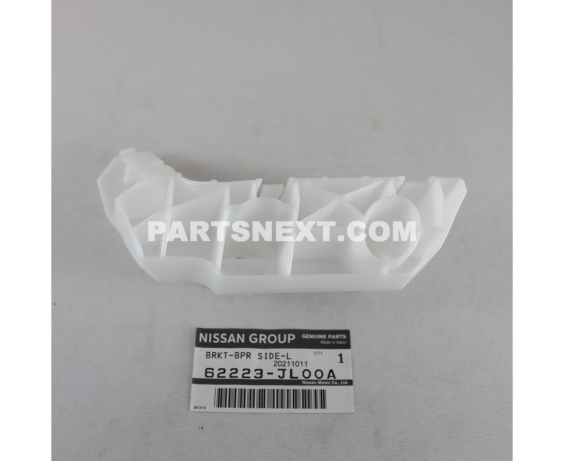 Nissan :: 62223-JL00A BRACKET-FRONT BUMPER SIDE,LH