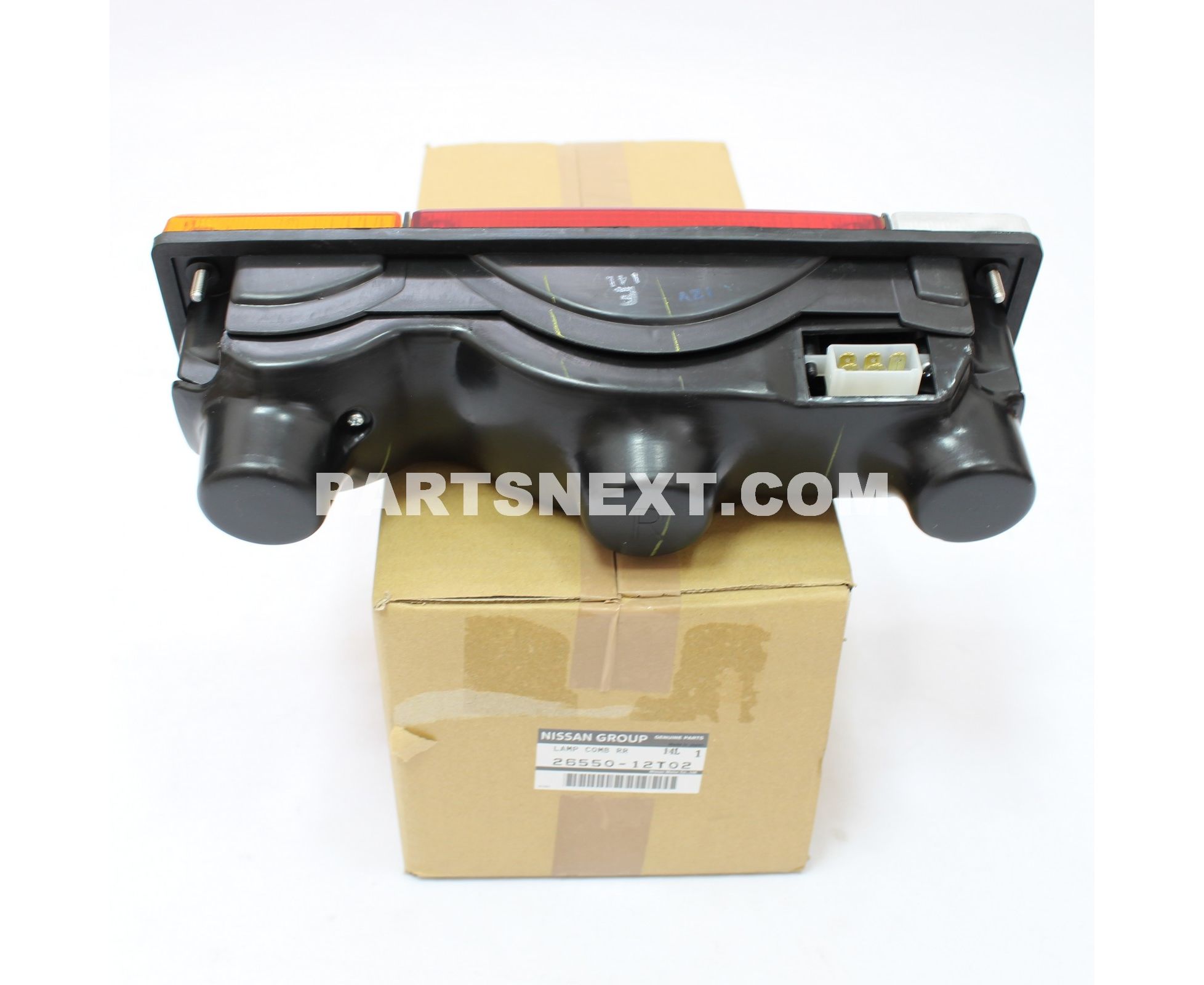 Nissan :: 26550-12T02 LAMP ASSY-REAR COMBINATION,RH