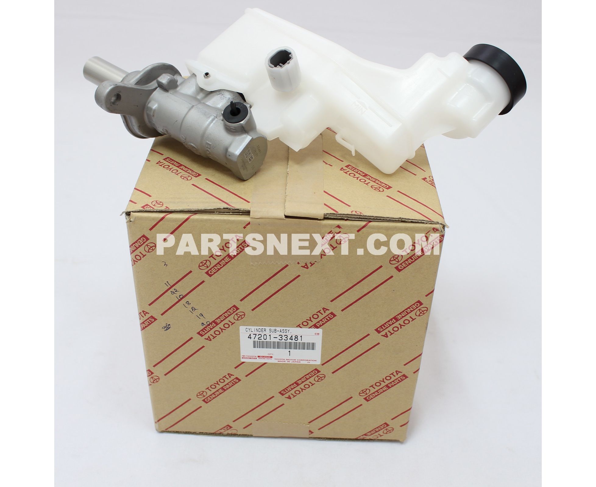 Toyota :: 47201-33481 CYLINDER SUB-ASSY, BRAKE MASTER