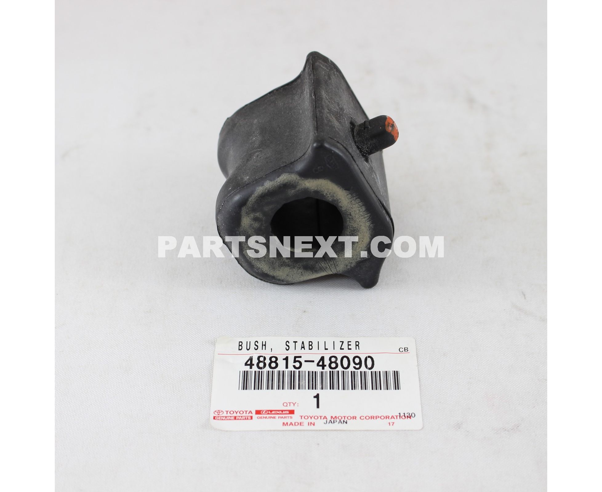 Toyota :: 48815-48090 BUSH, FRONT STABILIZER BAR, LH