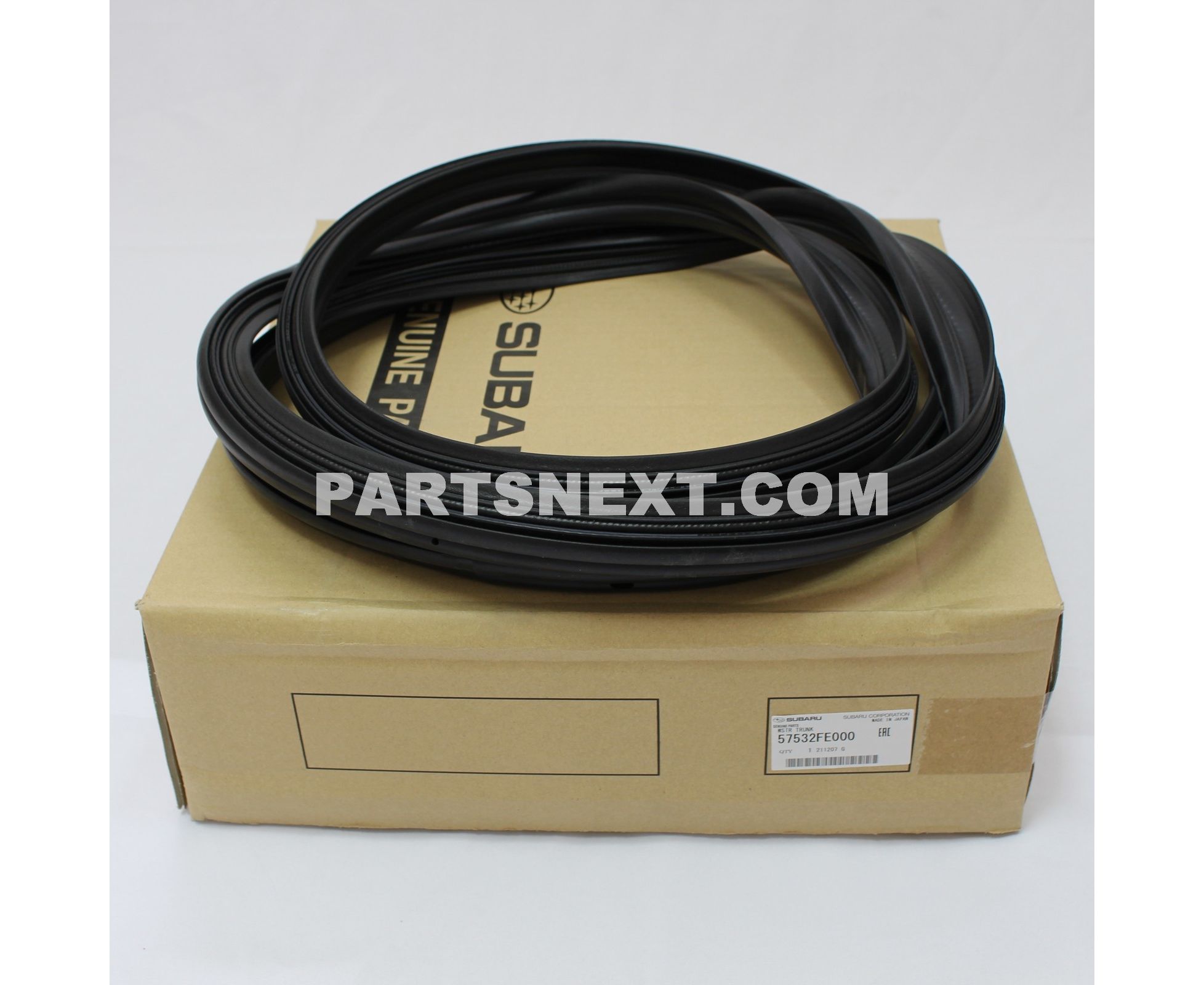 Subaru :: 57532FE000 WSTR TRUNK