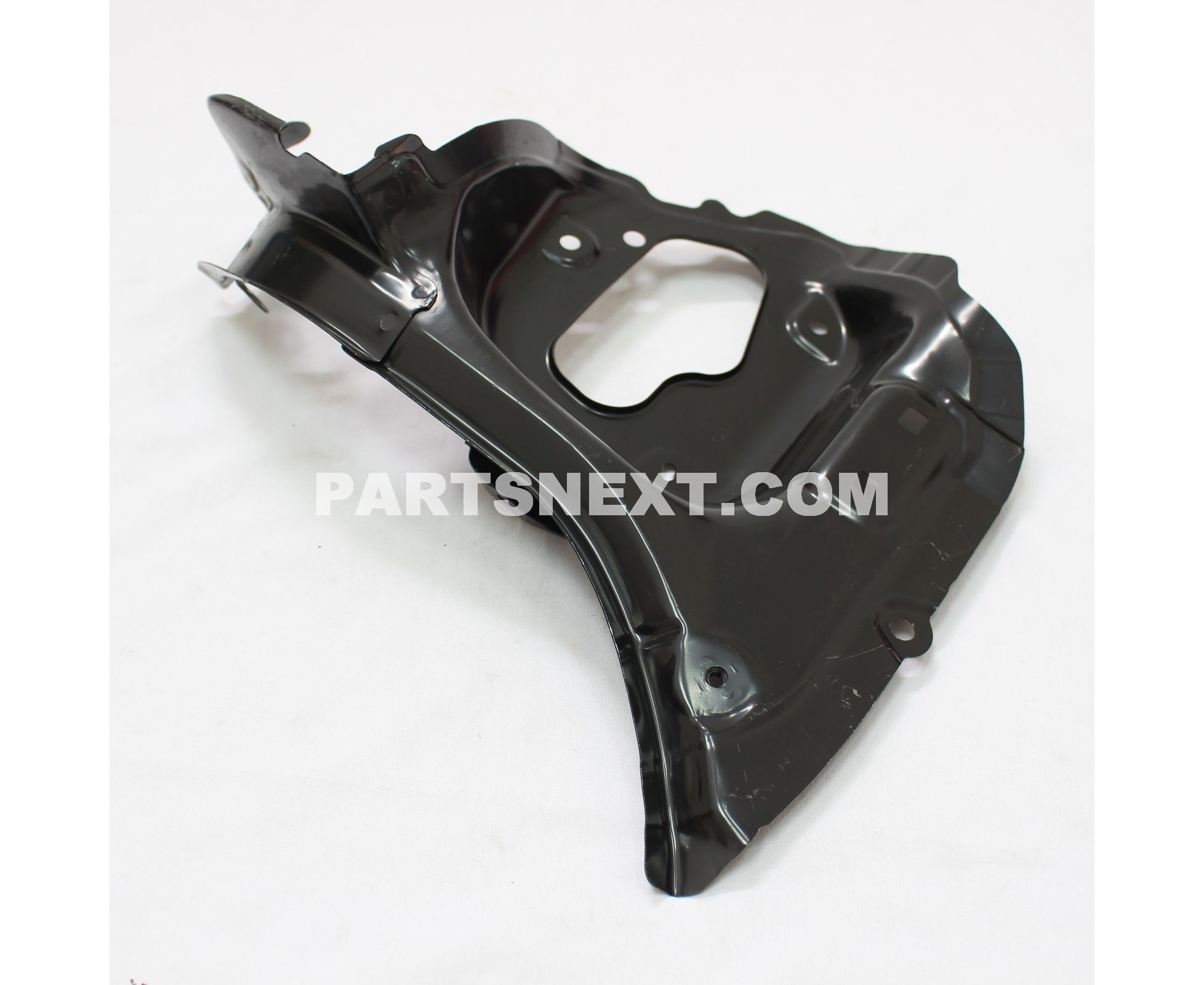 Toyota :: 61697-12913 HOUSING, QUARTER PANEL END, RH