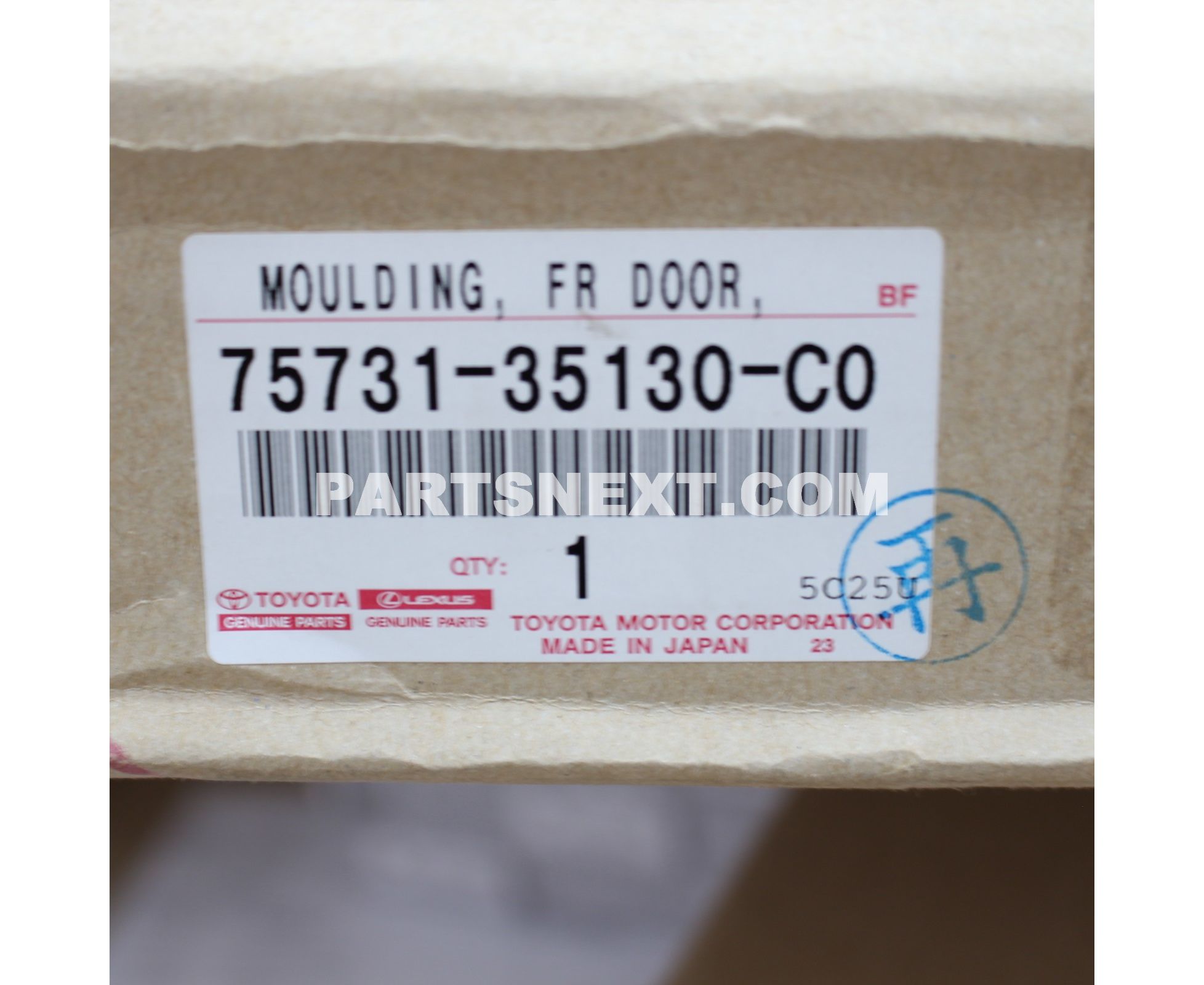 Toyota :: 75731-35130-C0 MOULDING, FRONT DOOR, OUTSIDE RH