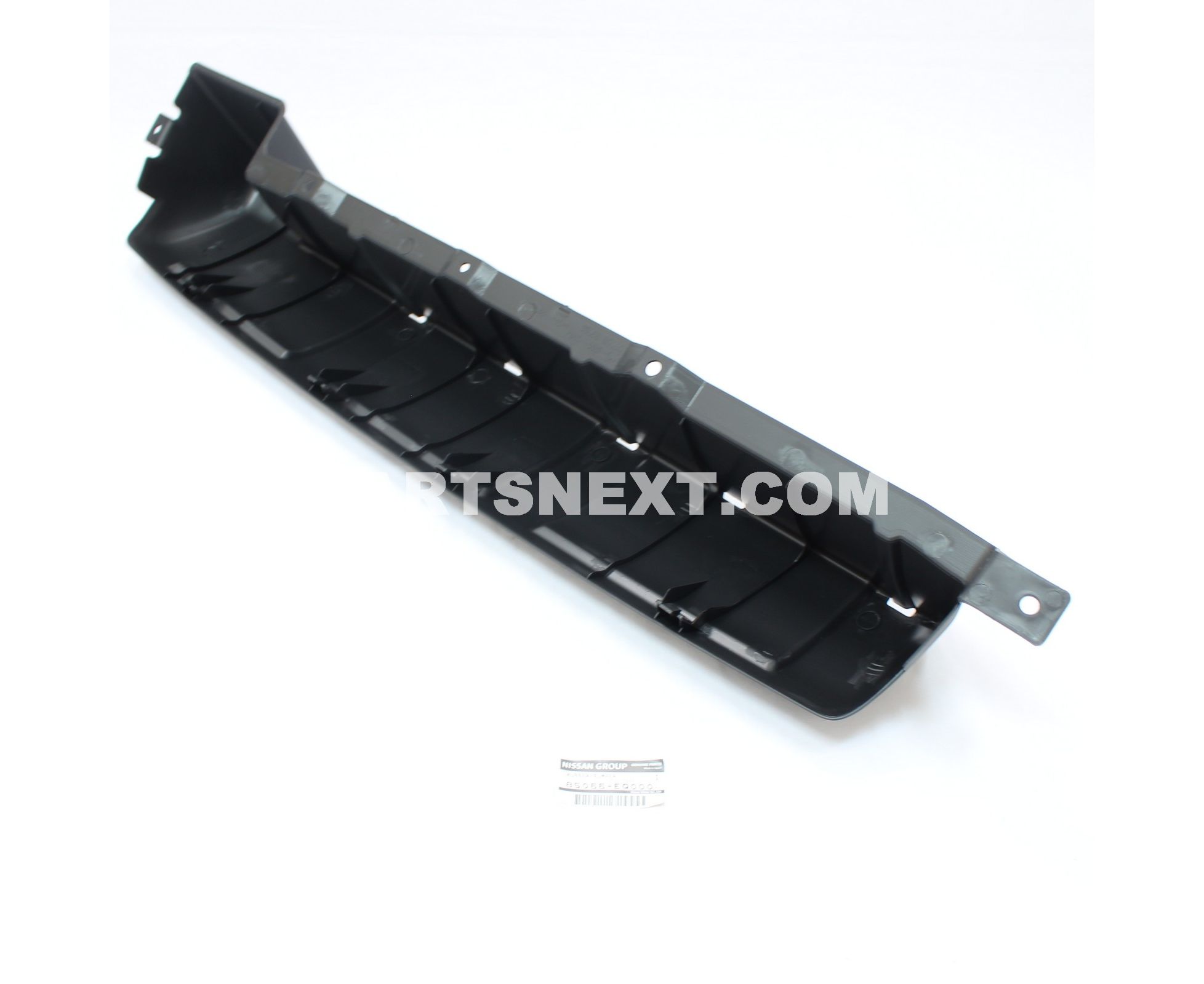 Nissan :: 85066-EQ000 RUBBER-REAR BUMPER,RH