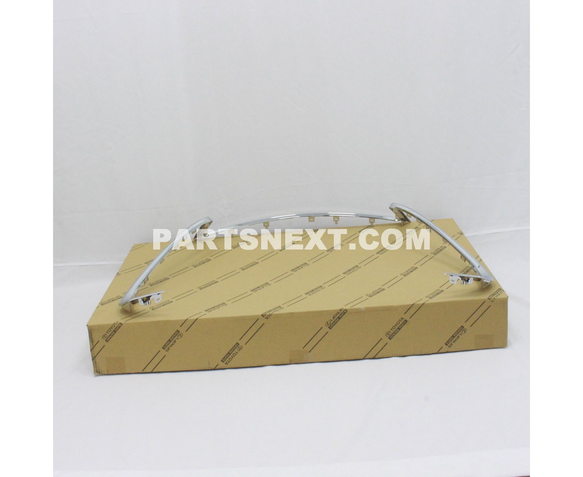 Toyota :: 53121-53030 MOULDING, RADIATOR