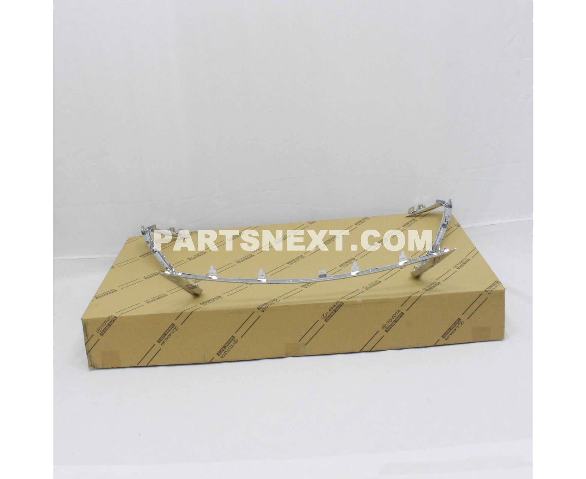 Toyota :: 53121-53030 MOULDING, RADIATOR