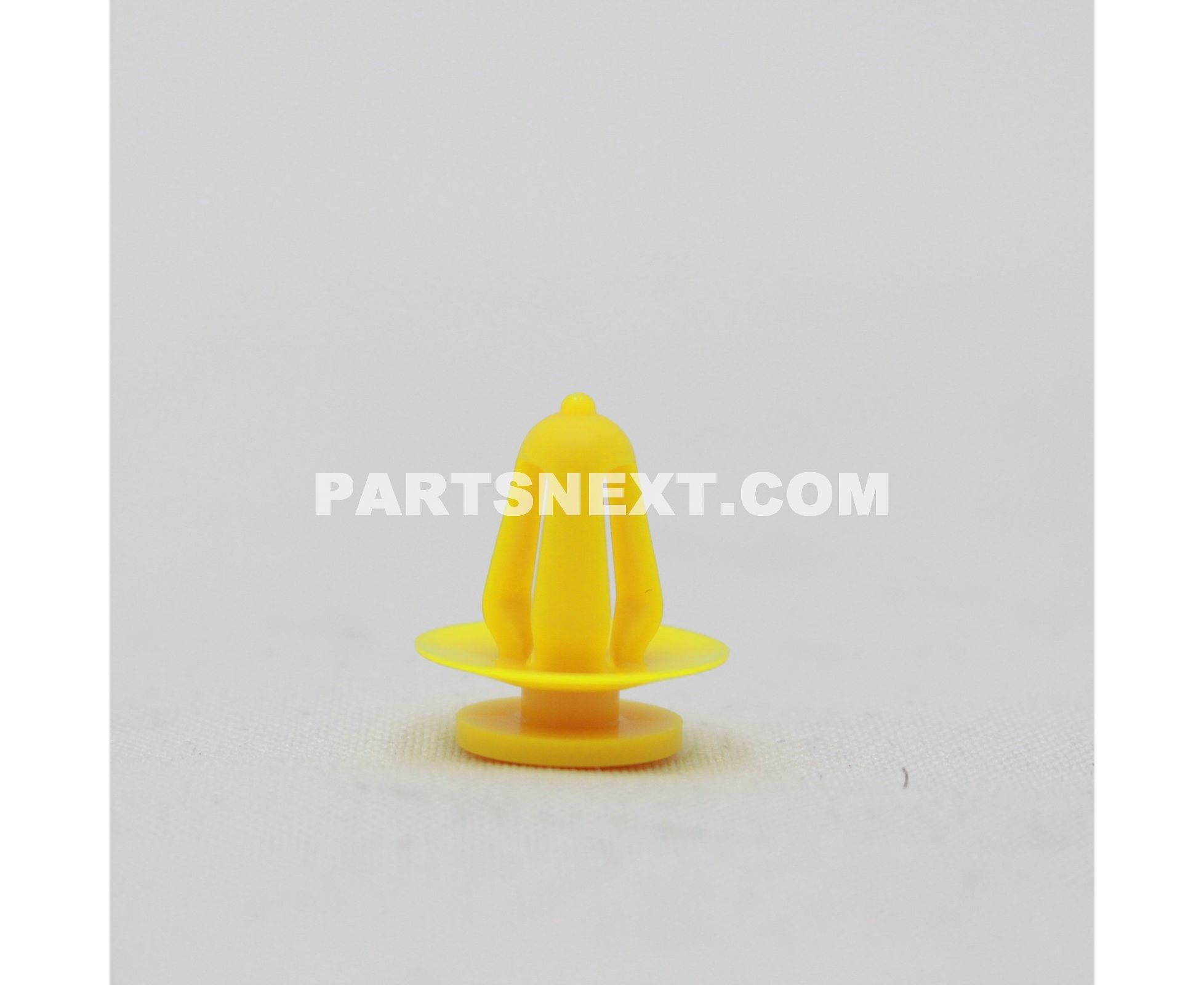 Toyota :: 67921-95501 RETAINER(FOR FRONT DOOR TRIM BOARD)