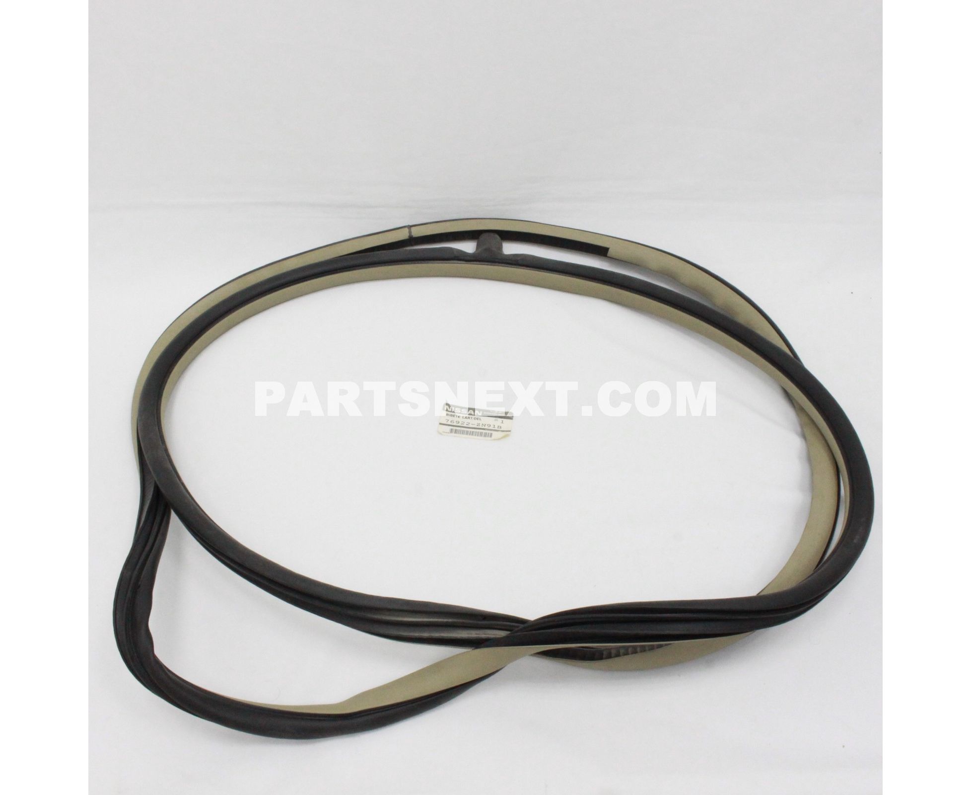 Nissan :: 76922-ZN91B WELT BODY SIDE_L