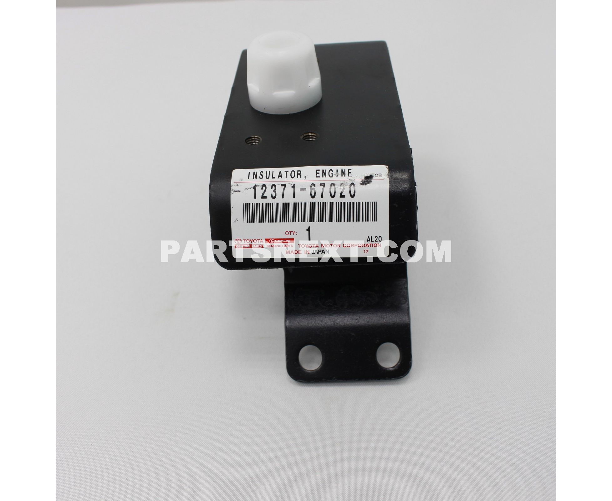 Toyota :: 12371-67020 INSULATOR, ENGINE MOUNTING, REAR NO.1