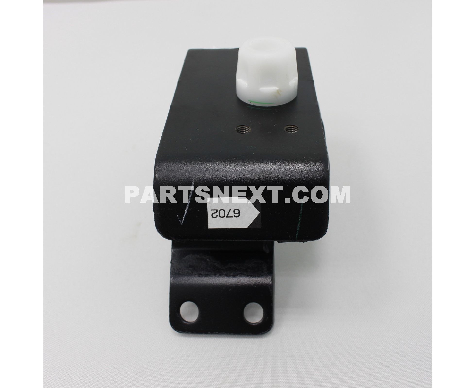 Toyota :: 12371-67020 INSULATOR, ENGINE MOUNTING, REAR NO.1