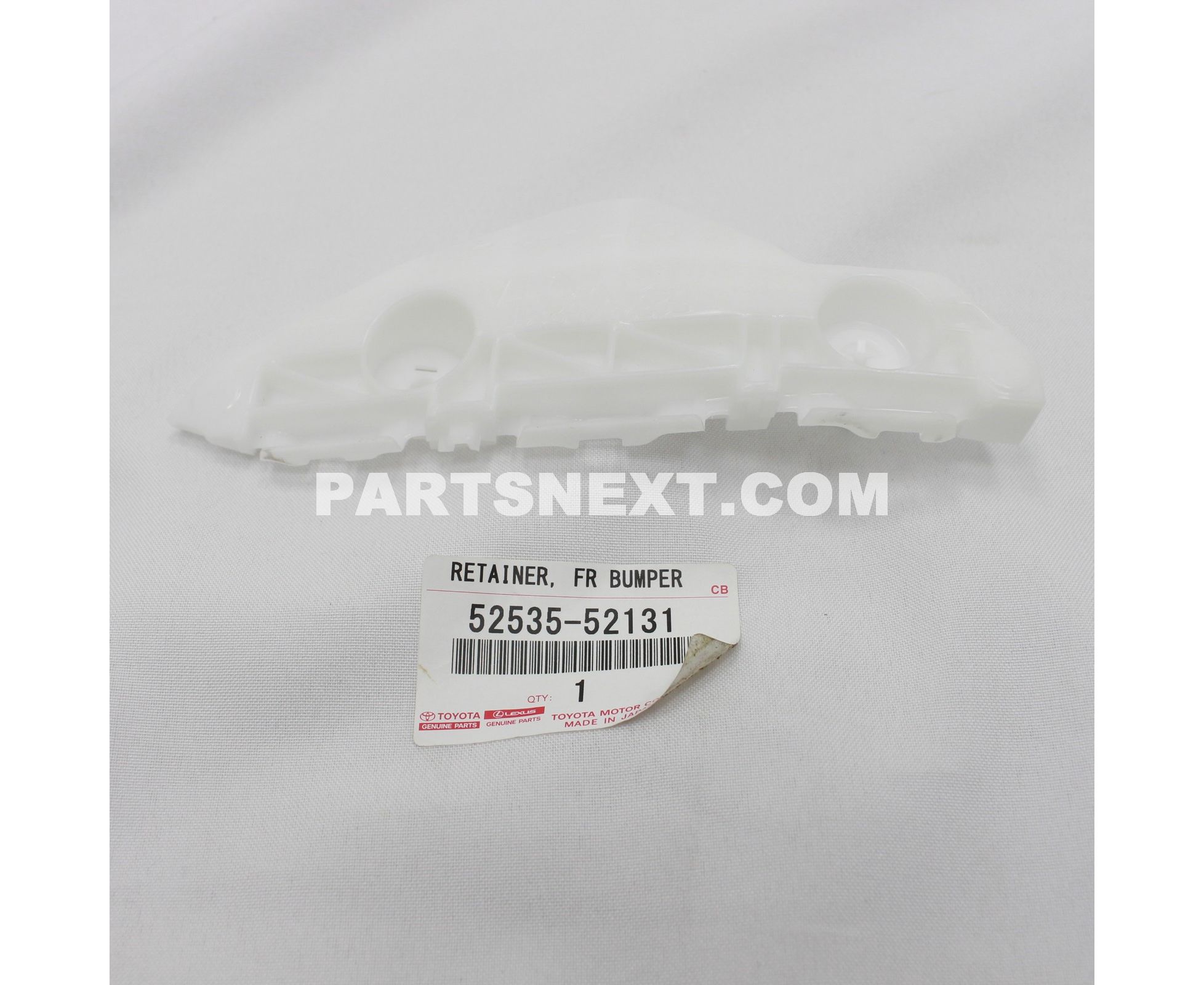 Toyota :: 52535-52131 RETAINER, FRONT BUMPER SIDE, RH