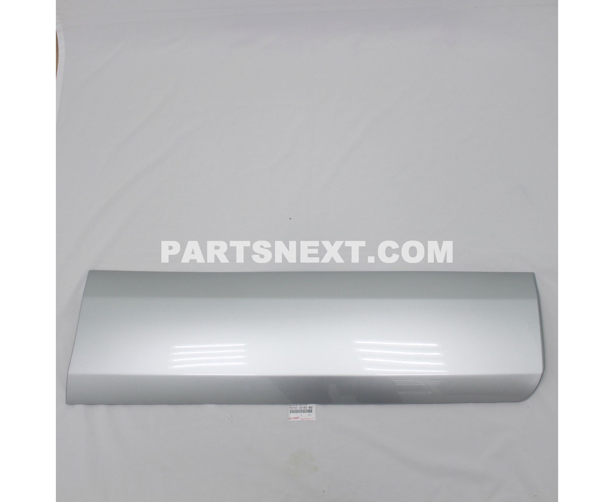 Toyota :: 75731-60161-B0 MOULDING, FRONT DOOR, OUTSIDE RH