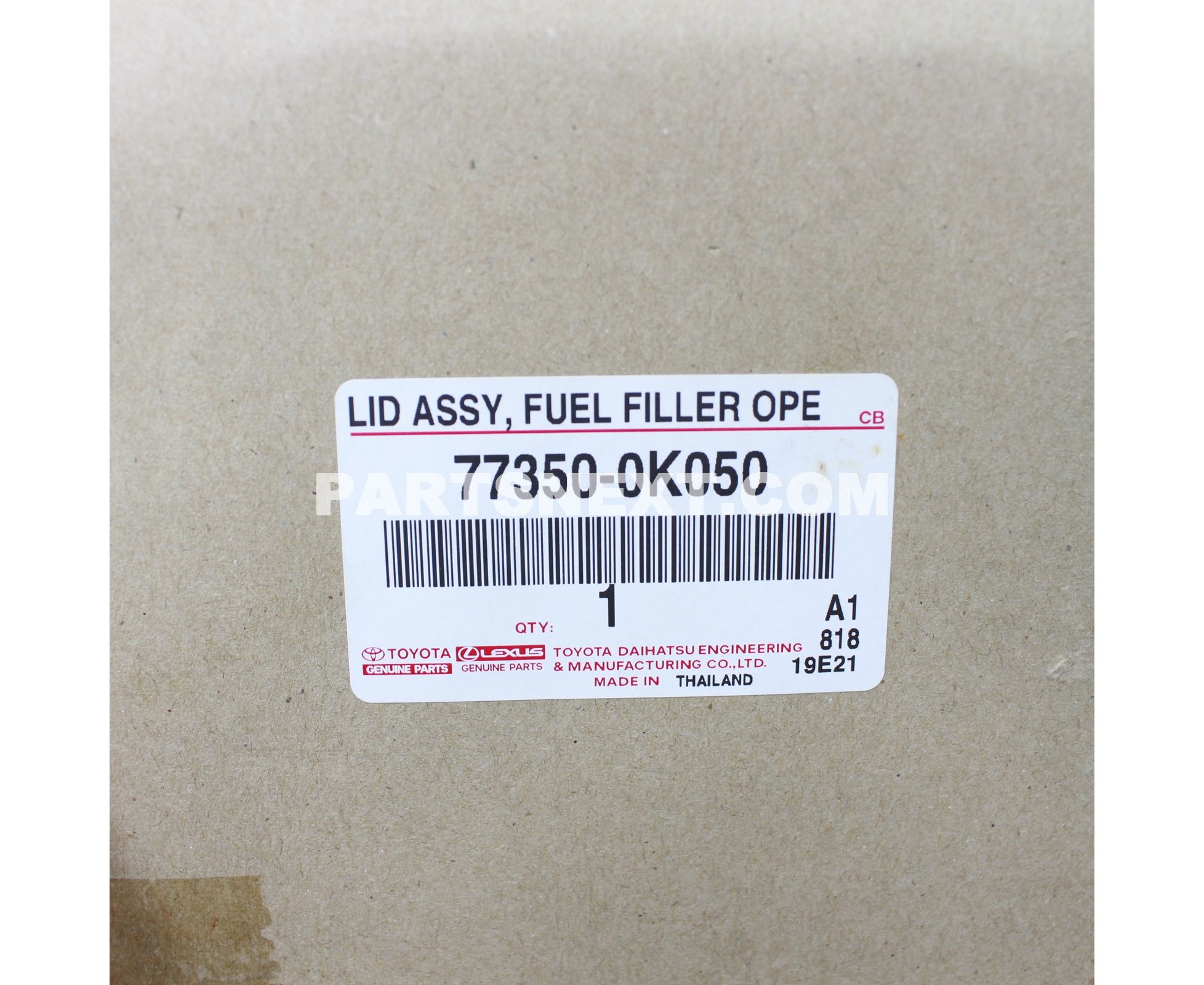 Toyota :: 77350-0K050 LID ASSY, FUEL FILLER OPENING