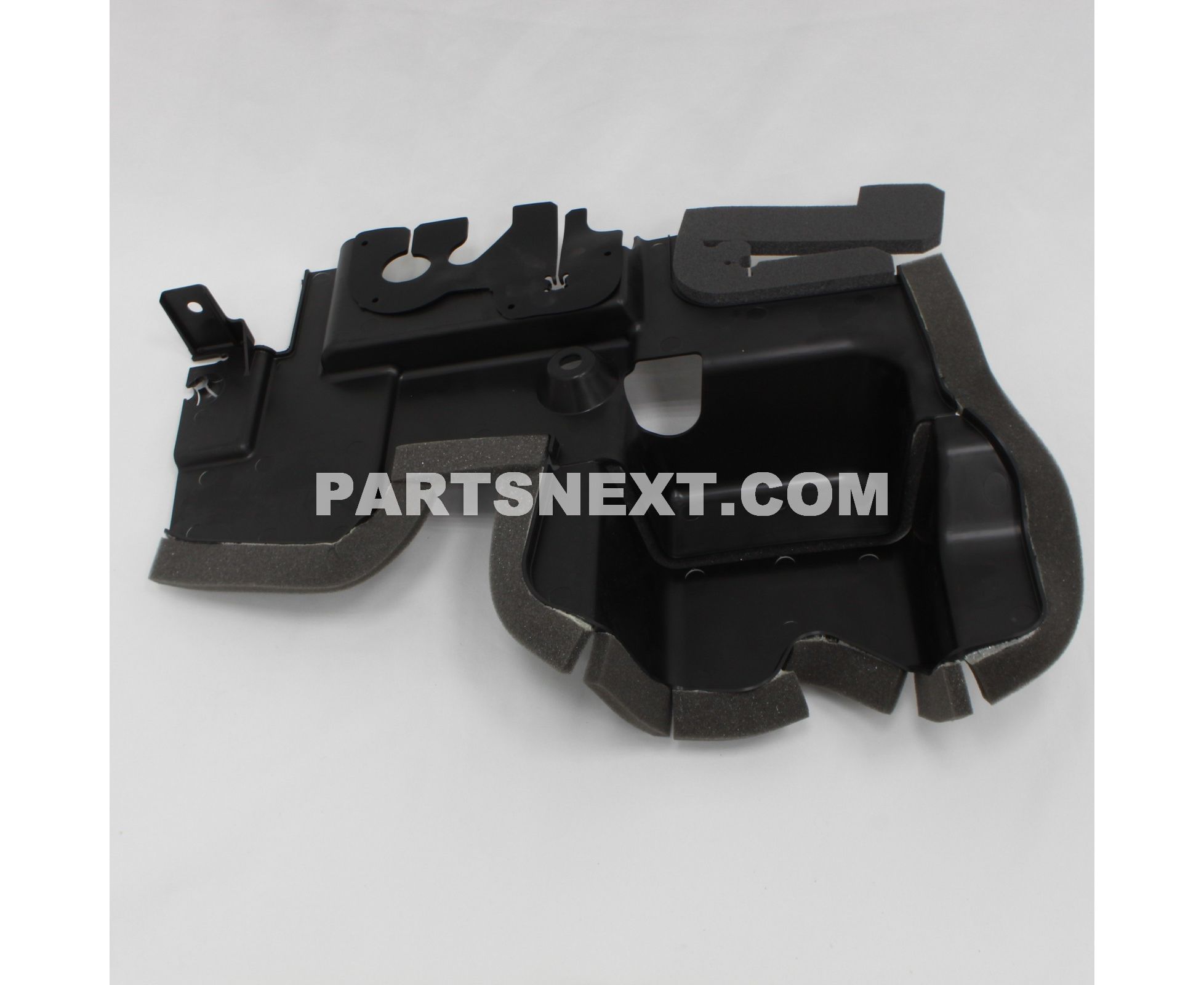 Nissan :: 21468-4KJ0A AIR DUCT-INTAKE,RH