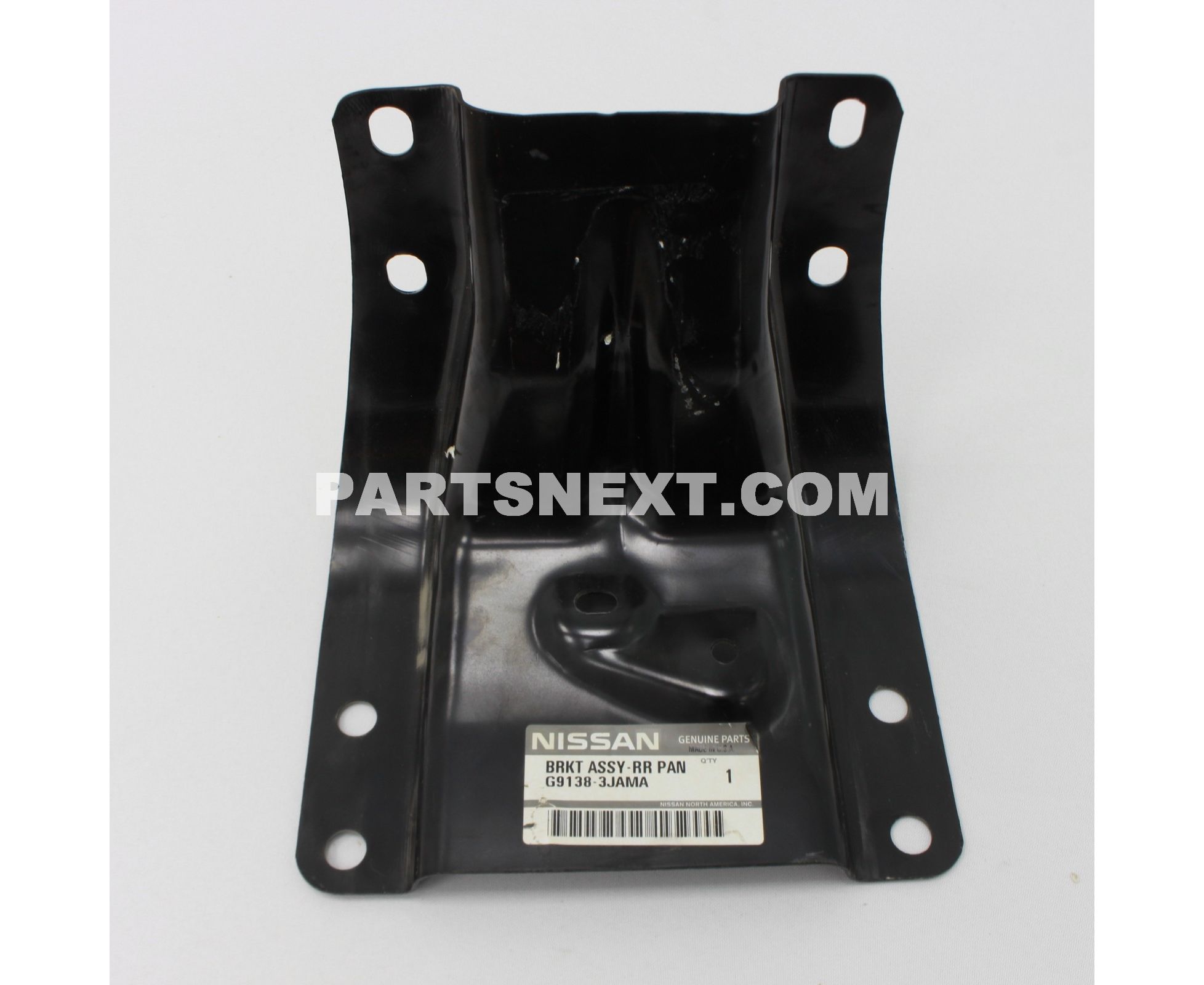 Nissan :: G9138-3JAMA BRACKET ASSY-REAR PANEL R