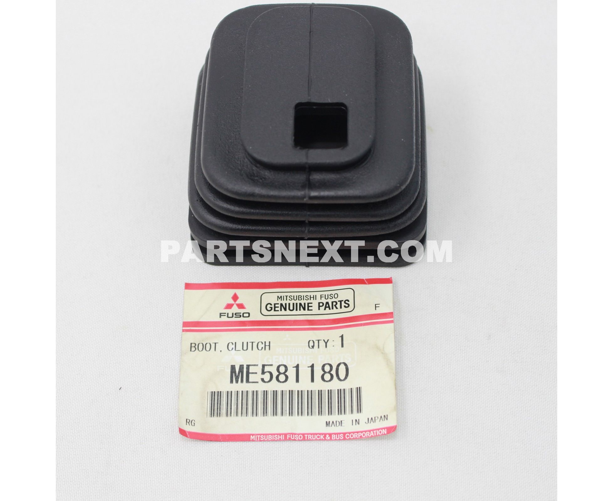 Mitsubishi :: ME581180 BOOT,CLUTCH RELEASE FORK