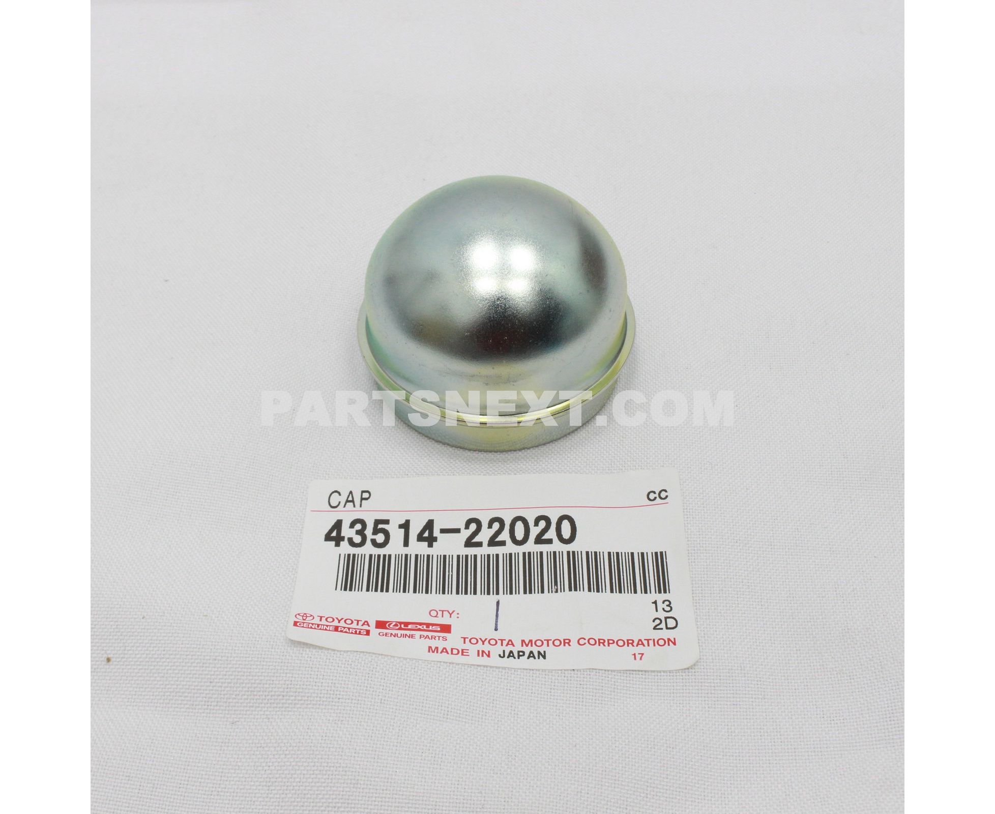 Toyota :: 43514-22020 CAP, FRONT AXLE HUB GREASE, RH/LH