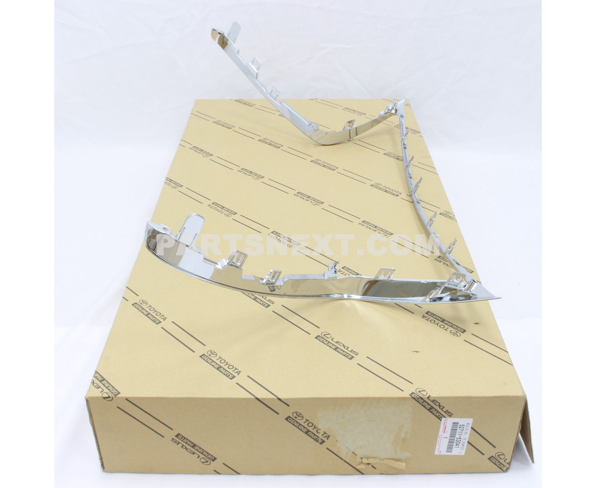 Toyota :: 52711-53041 MOULDING, RADIATOR GRILLE