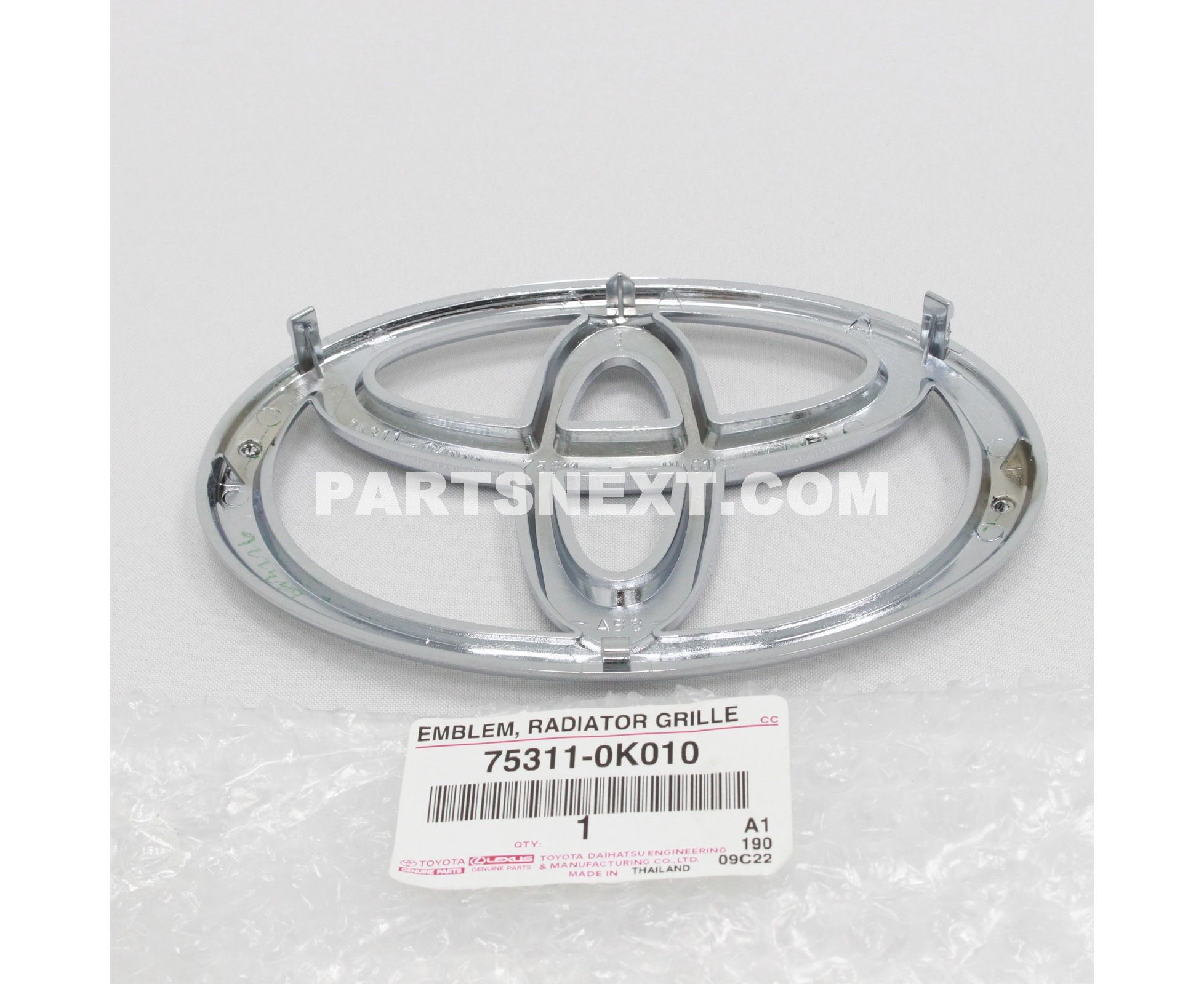 Toyota :: 75311-0K010 EMBLEM, RADIATOR GRILLE (OR FRONT PANEL)