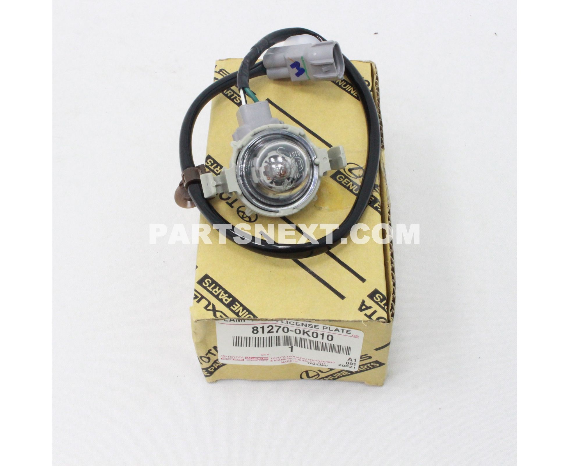 Toyota :: 81270-0K010 LAMP ASSY, LICENSE PLATE