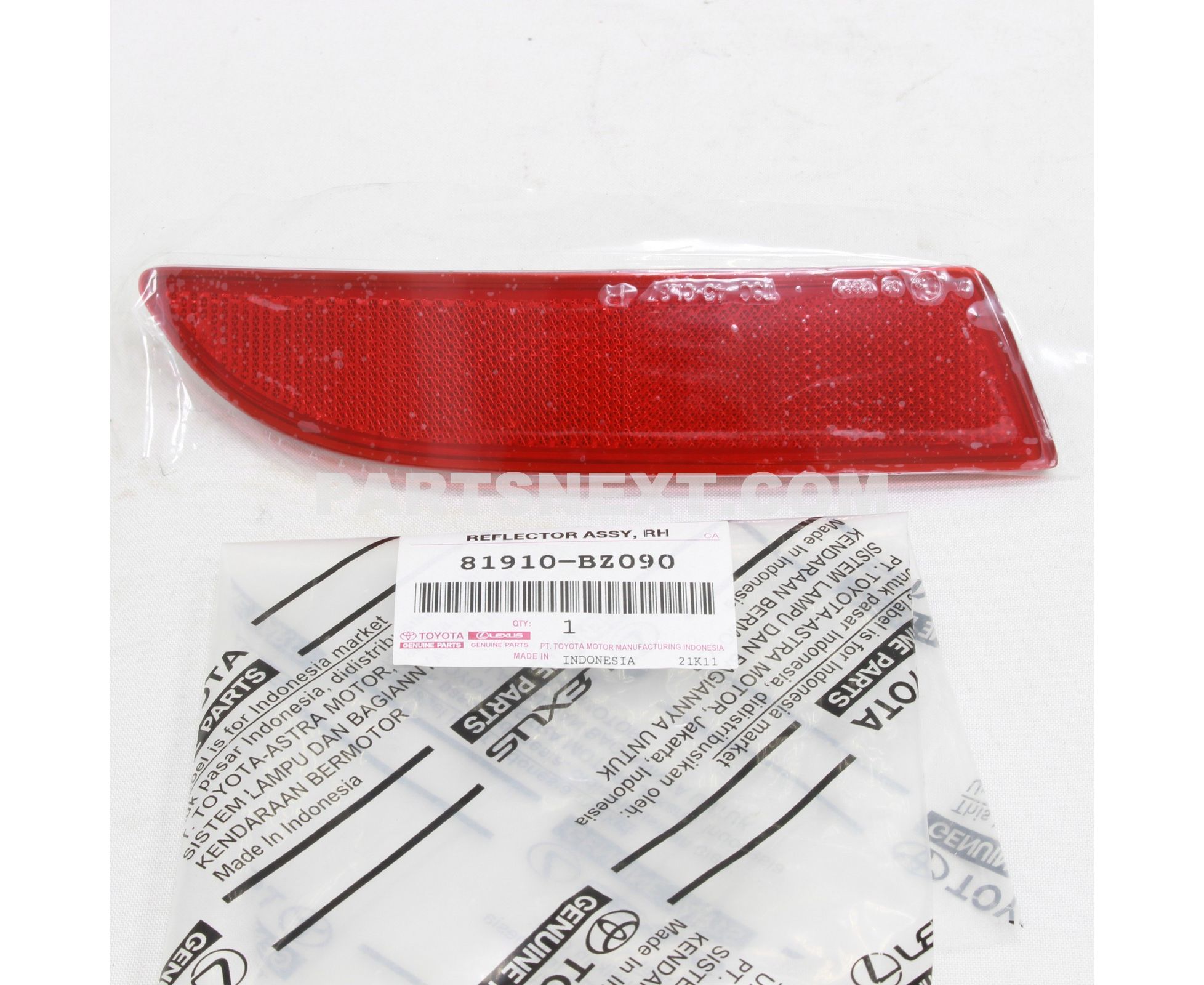 Toyota :: 81910-BZ090 REFLECTOR ASSY, REFLEX, RH