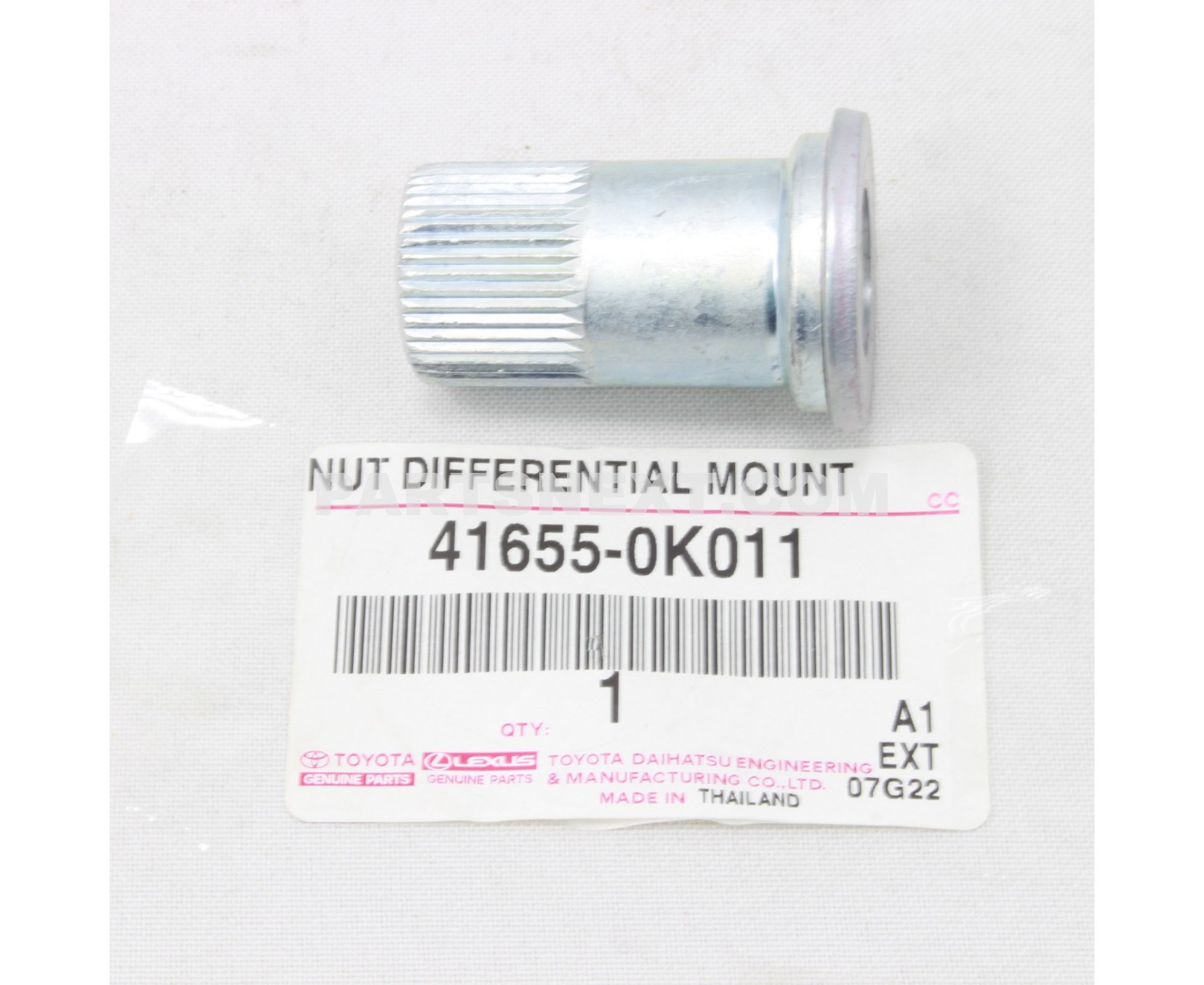 Toyota :: 41655-0K011 NUT, FRONT DIFFERENTIAL MOUNT, NO.1