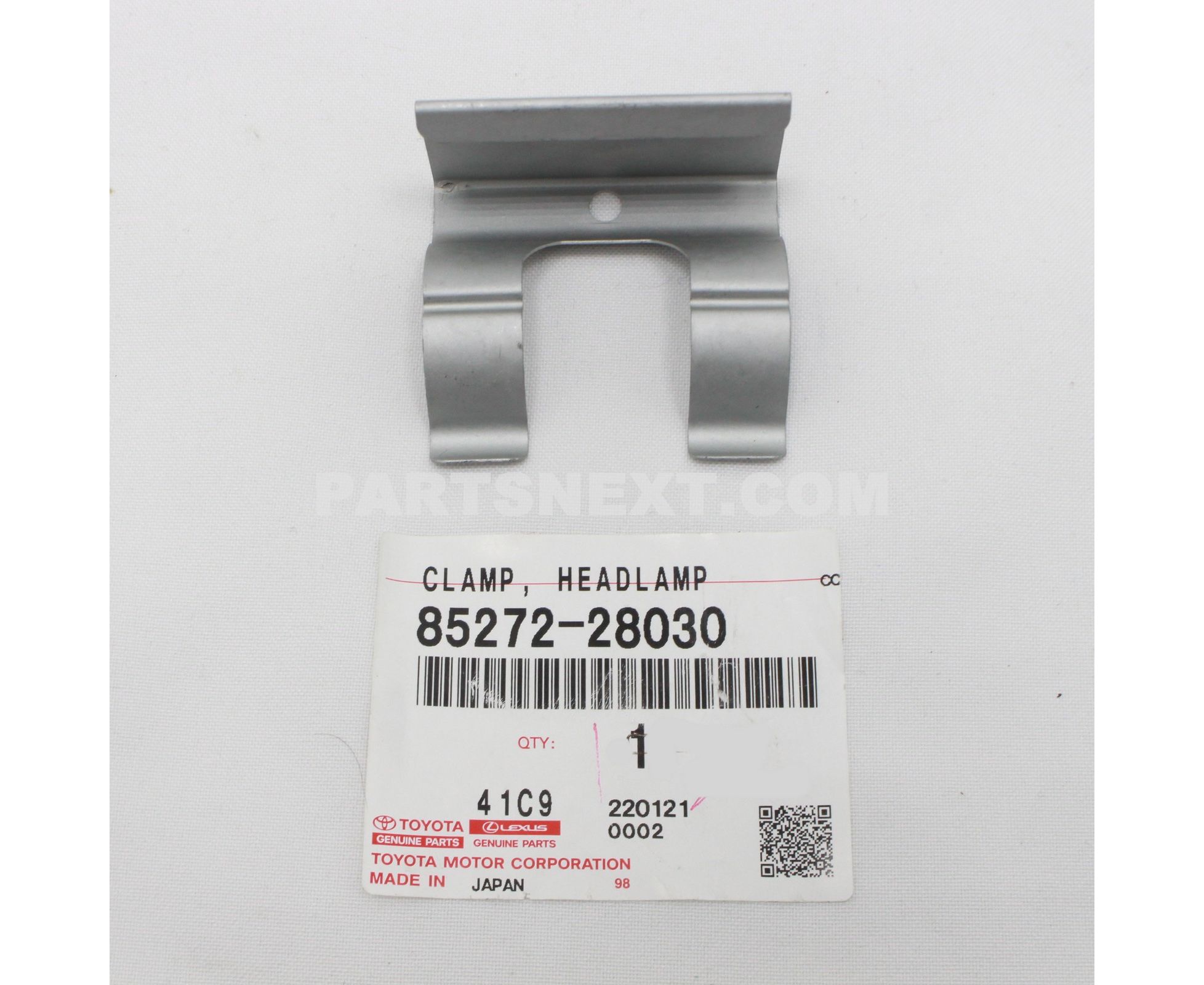 Toyota :: 85272-28030 CLAMP, HEADLAMP CLEANER, NO.1