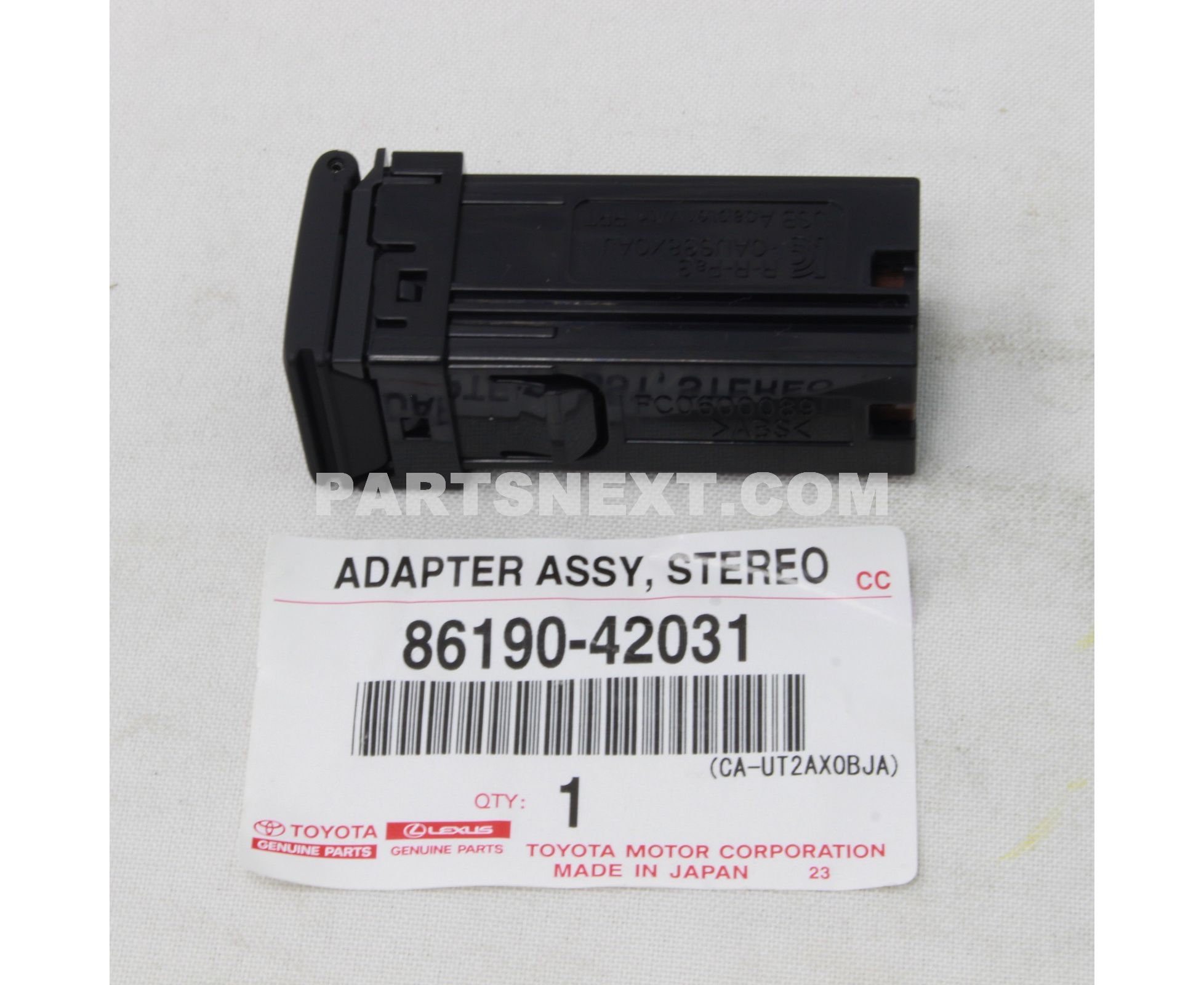 Toyota :: 86190-42031 ADAPTER ASSY, STEREO