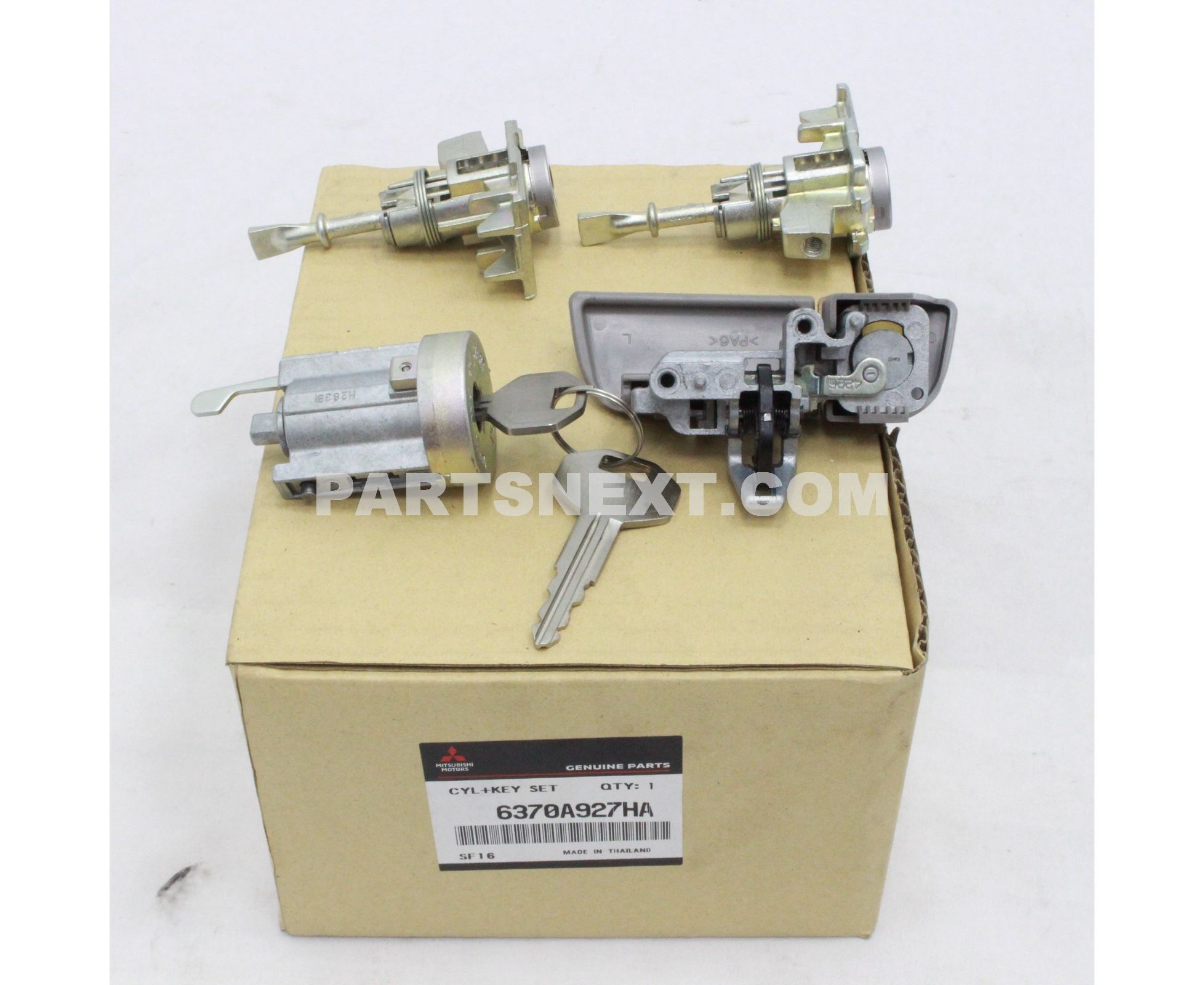 Mitsubishi :: 6370A927HA CYLINDER & KEY SET,LOCK