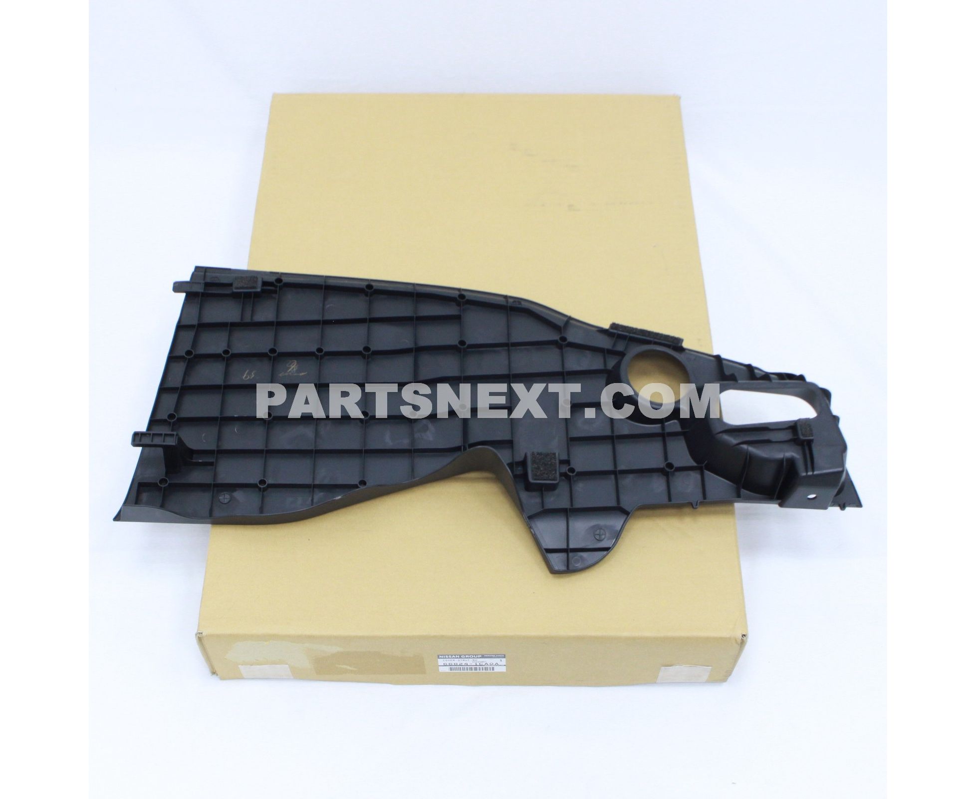 Nissan :: 66824-1CA0A COVER-STRUT,RH