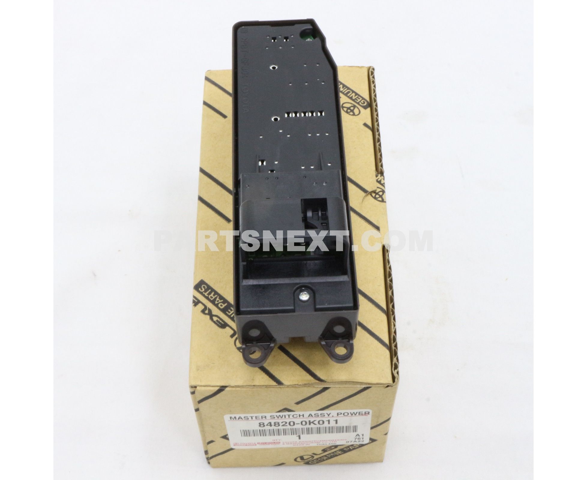 Toyota :: 84820-0K011 MASTER SWITCH ASSY, POWER WINDOW REGULATOR