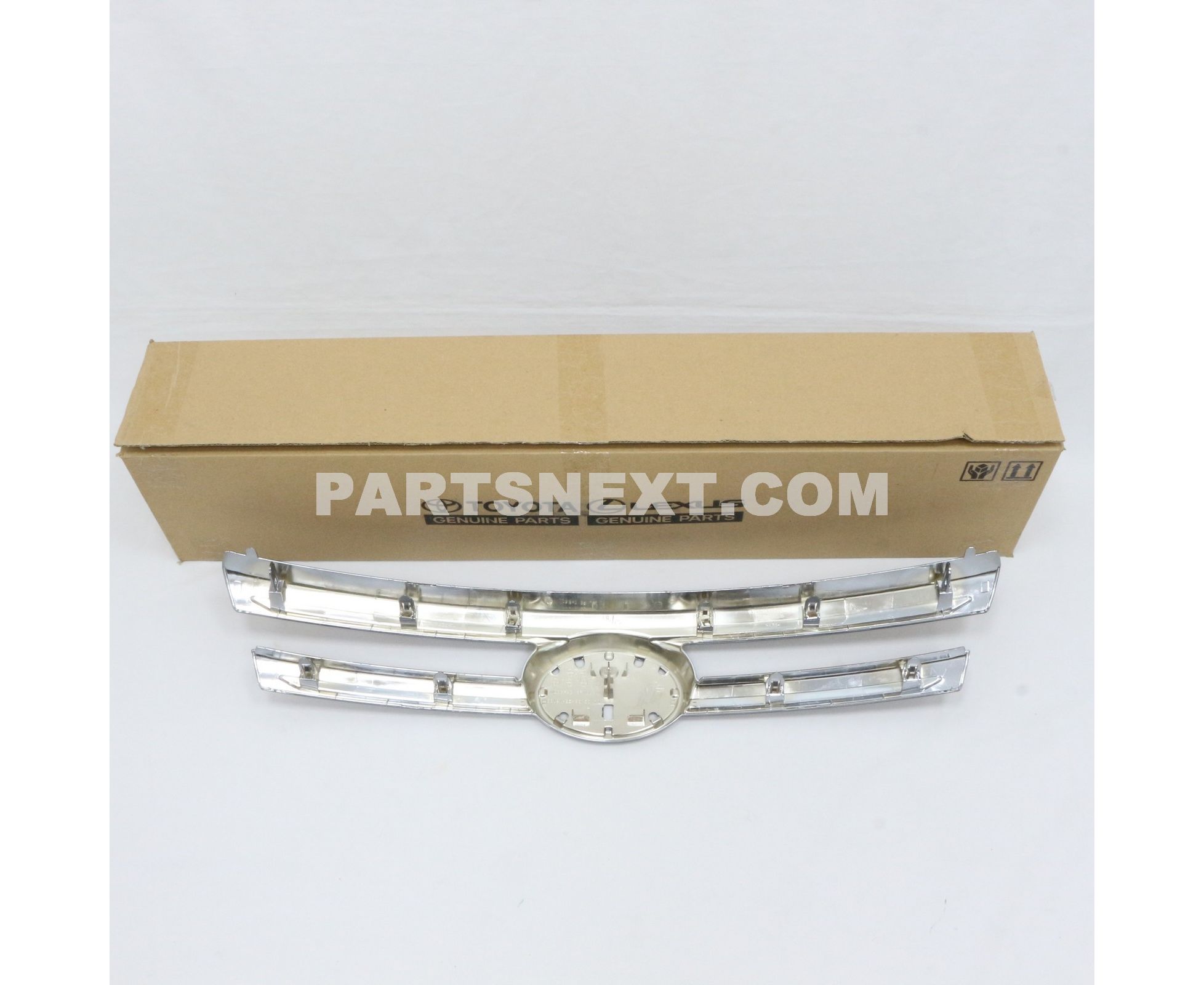 Toyota :: 53121-BZ470 MOULDING RADIATOR G