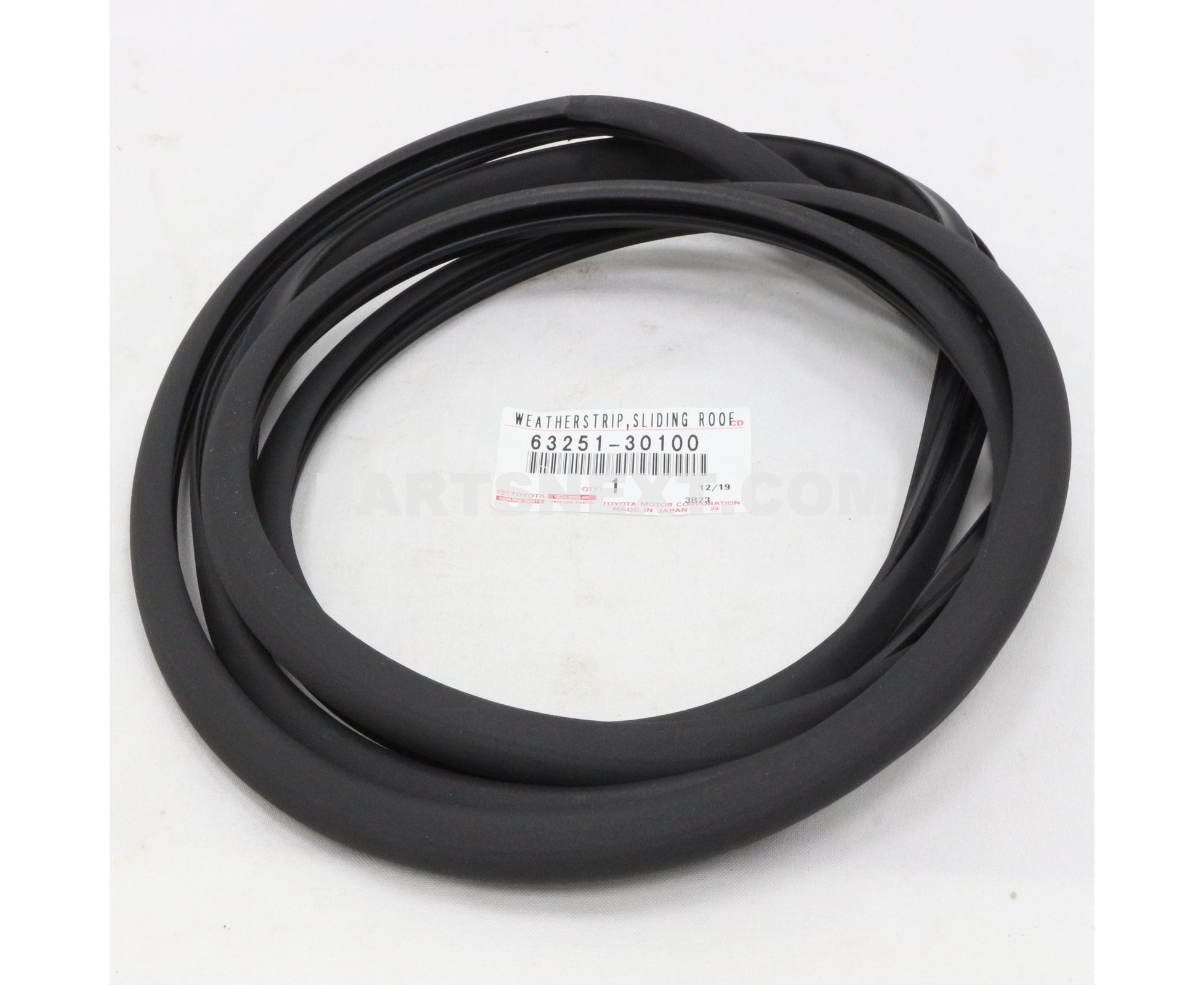 Toyota :: 63251-30100 WEATHERSTRIP, SLIDING ROOF