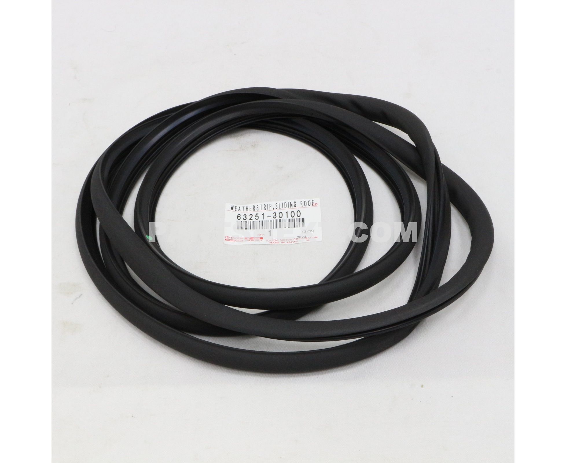 Toyota :: 63251-30100 WEATHERSTRIP, SLIDING ROOF