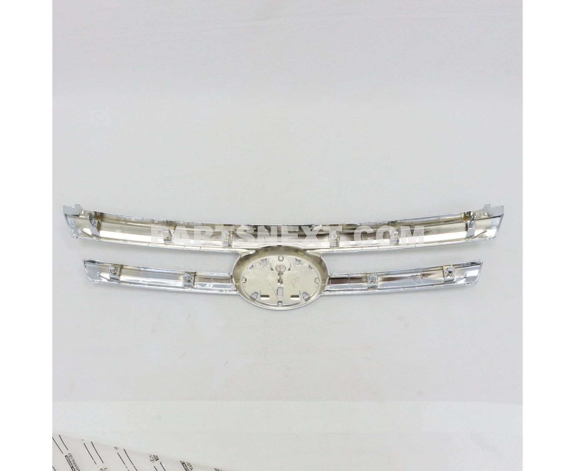 Toyota :: 53121-BZ460 MOULDING RADIATOR G