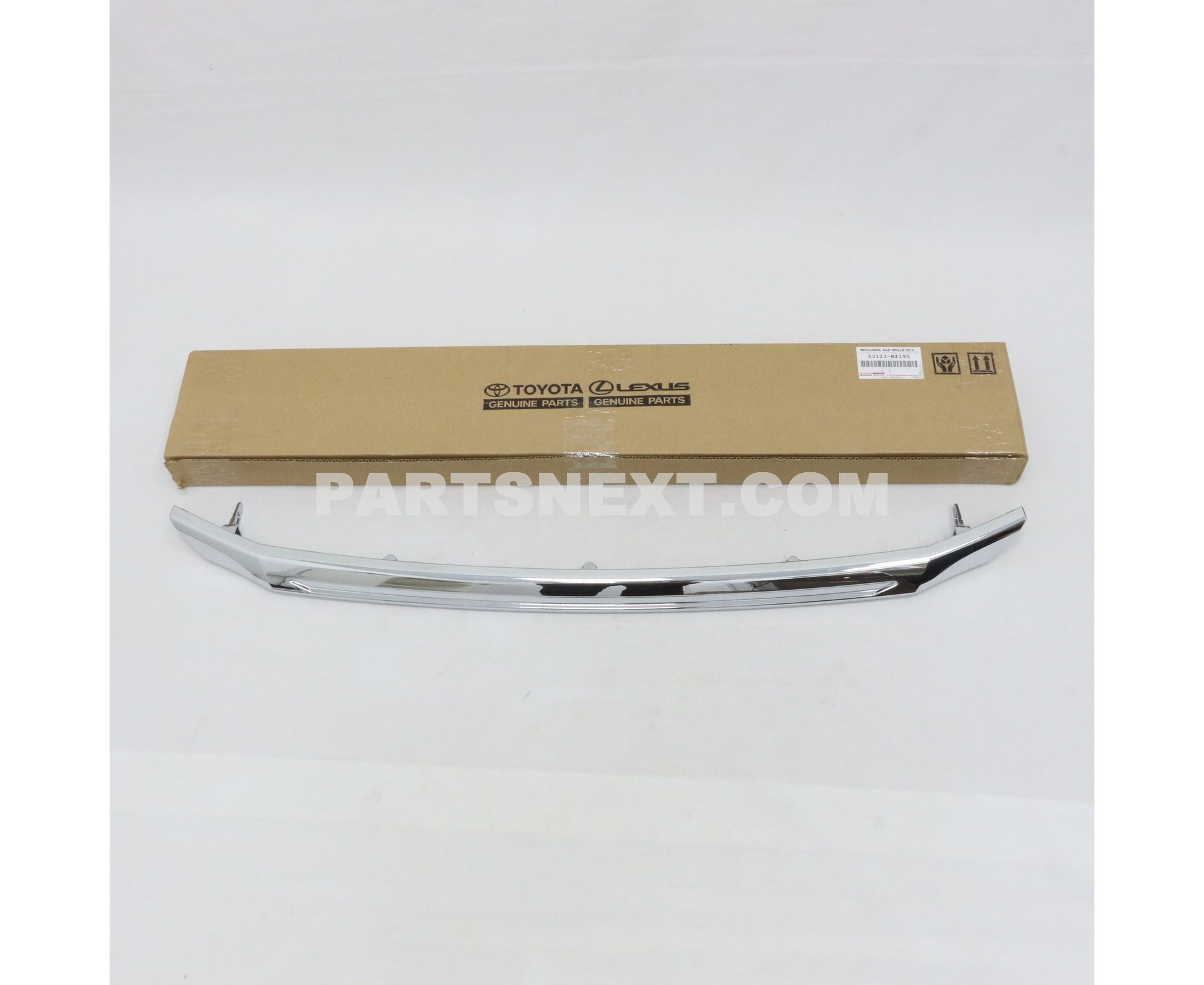 Toyota :: 53123-BZ190 MOULDING RADIATOR G