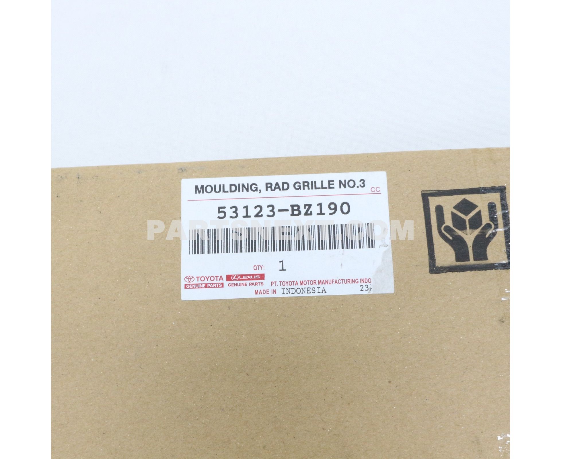 Toyota :: 53123-BZ190 MOULDING RADIATOR G