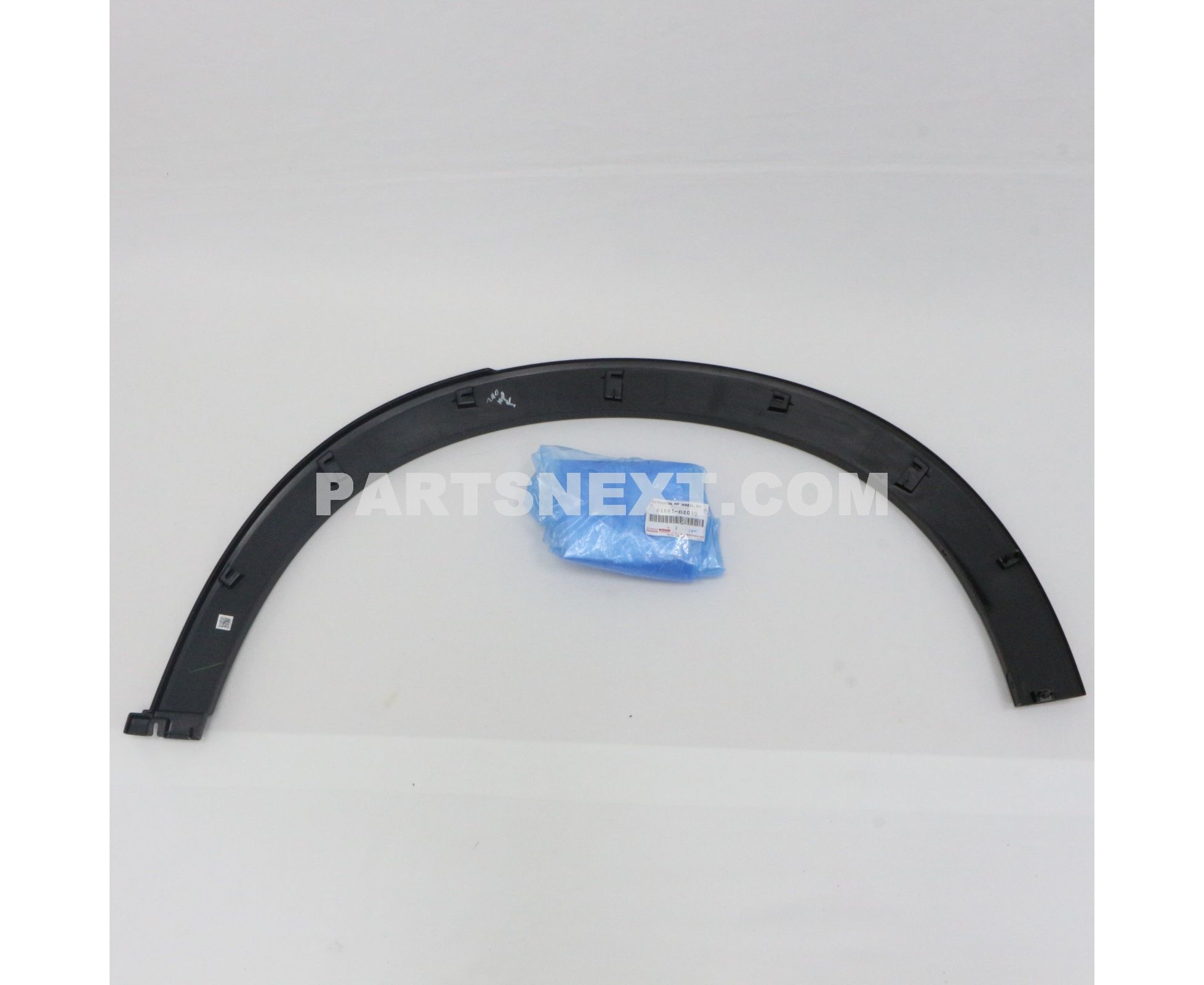 Toyota :: 61681-BZ030 EXTENSION, RR WHEEL