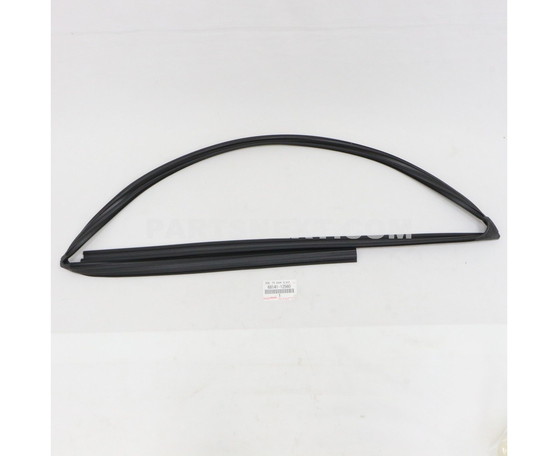 Toyota :: 68141-12560 RUN, FRONT DOOR GLASS, RH