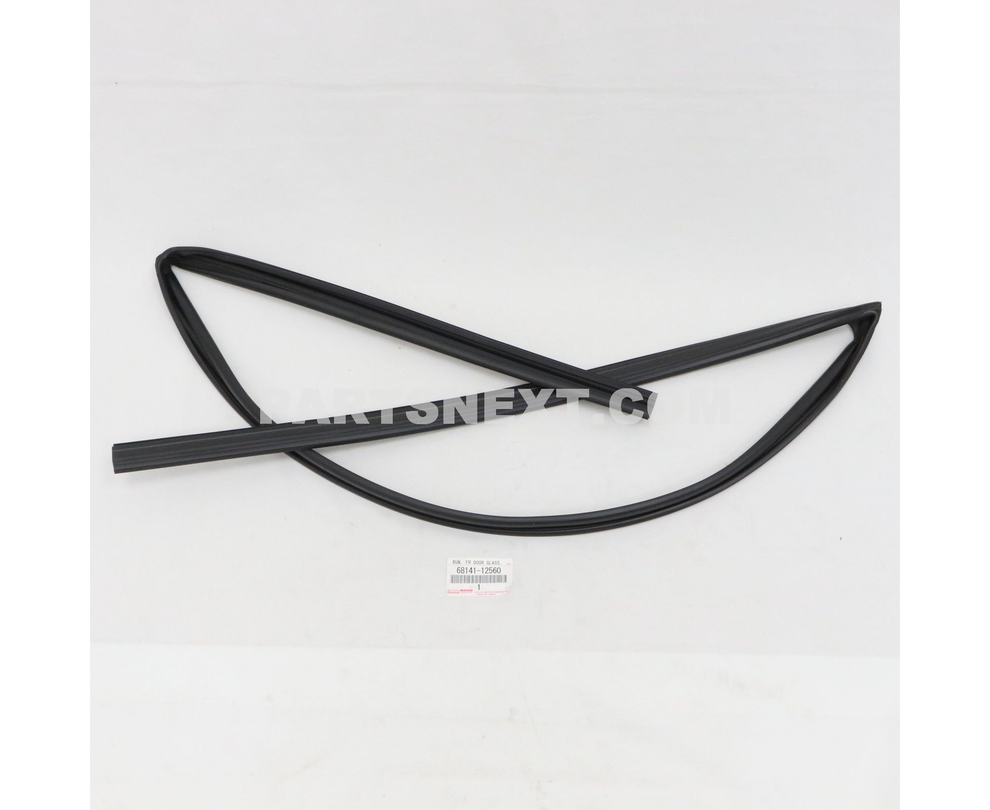 Toyota :: 68141-12560 RUN, FRONT DOOR GLASS, RH