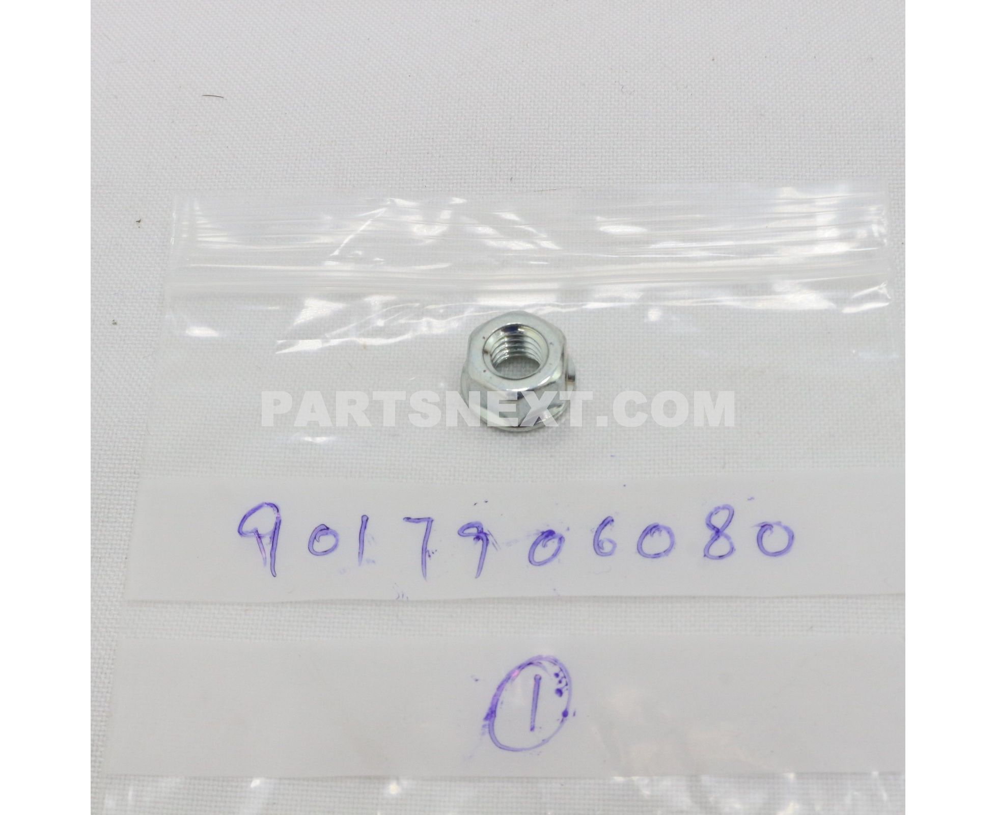 Toyota :: 90179-06080 NUT
